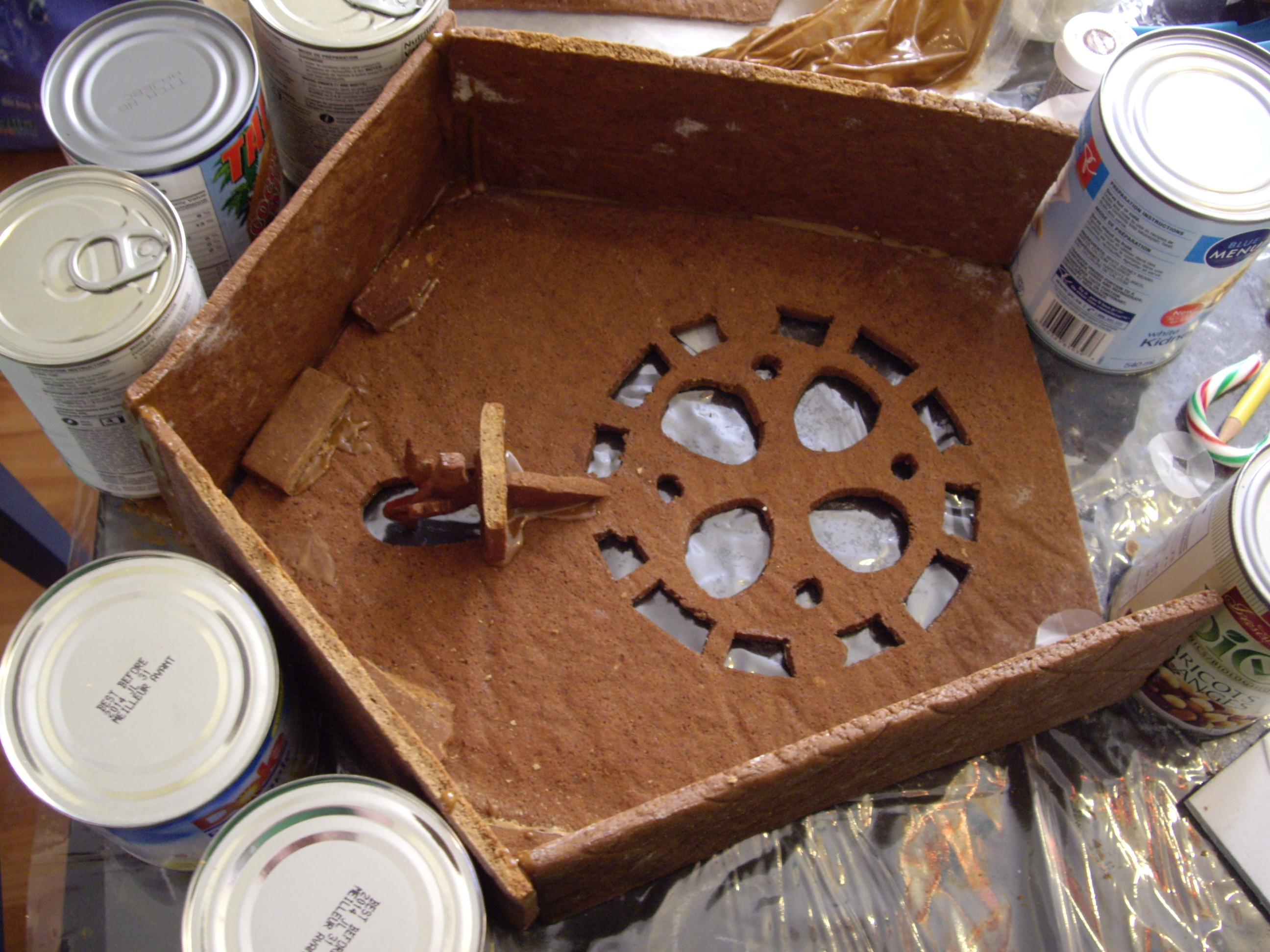 Edible Gingerbread Cuckoo Clock With Internal Gears : 9 Steps (with ...