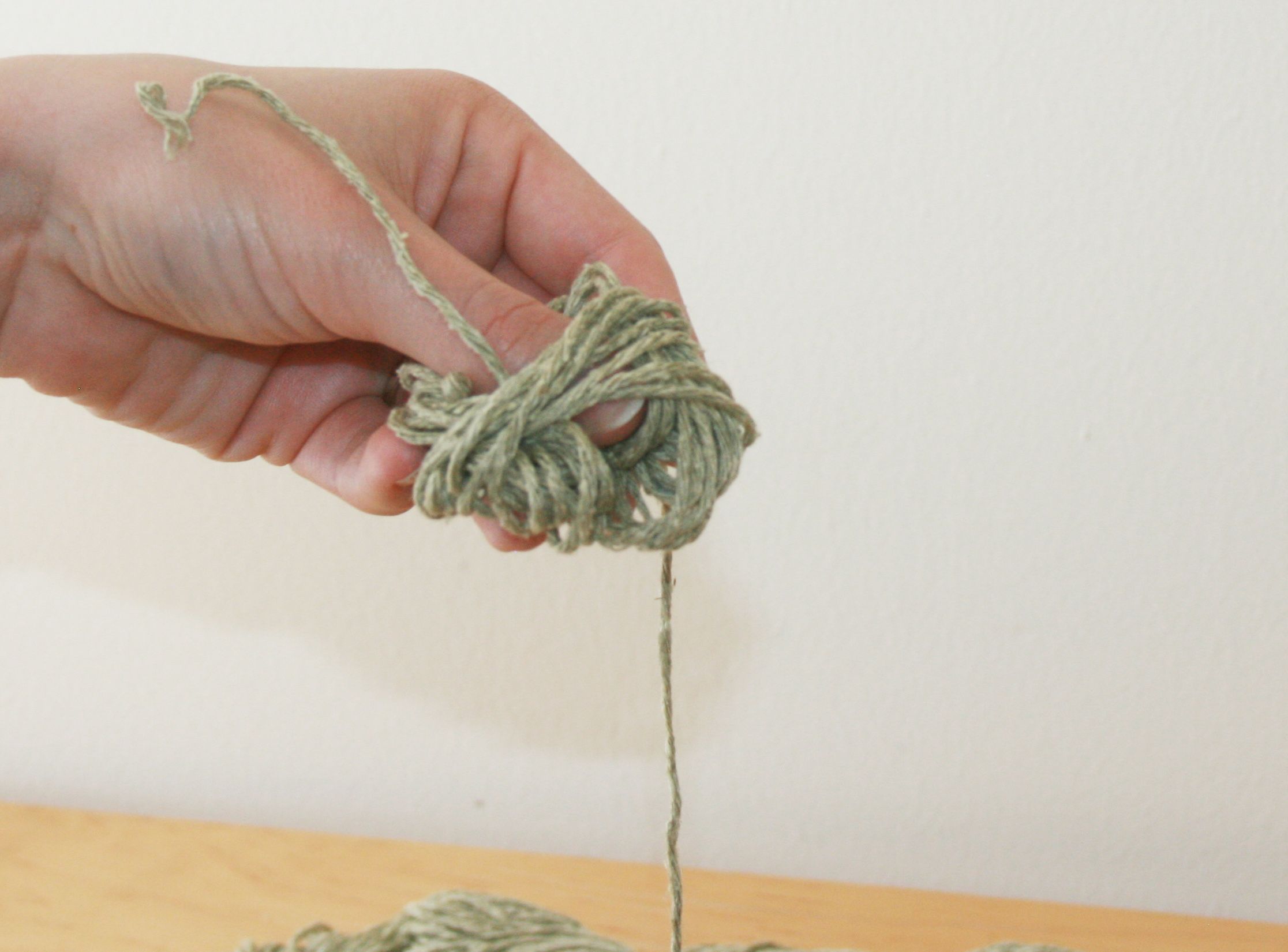 Hand Wind a Ball of Yarn : 4 Steps (with Pictures) - Instructables