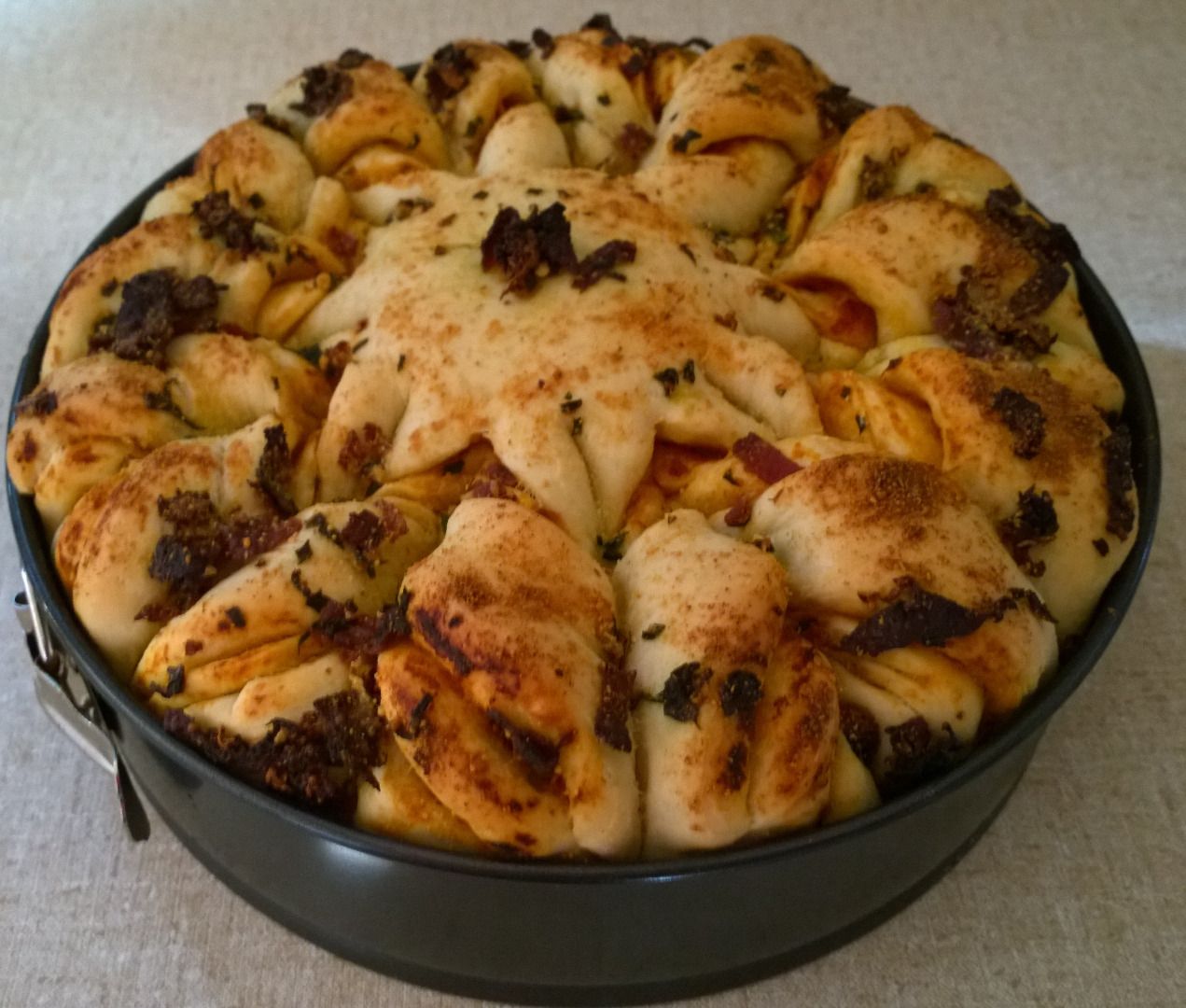 Chilli and Garlic Snowflake Bread : 17 Steps (with Pictures ...