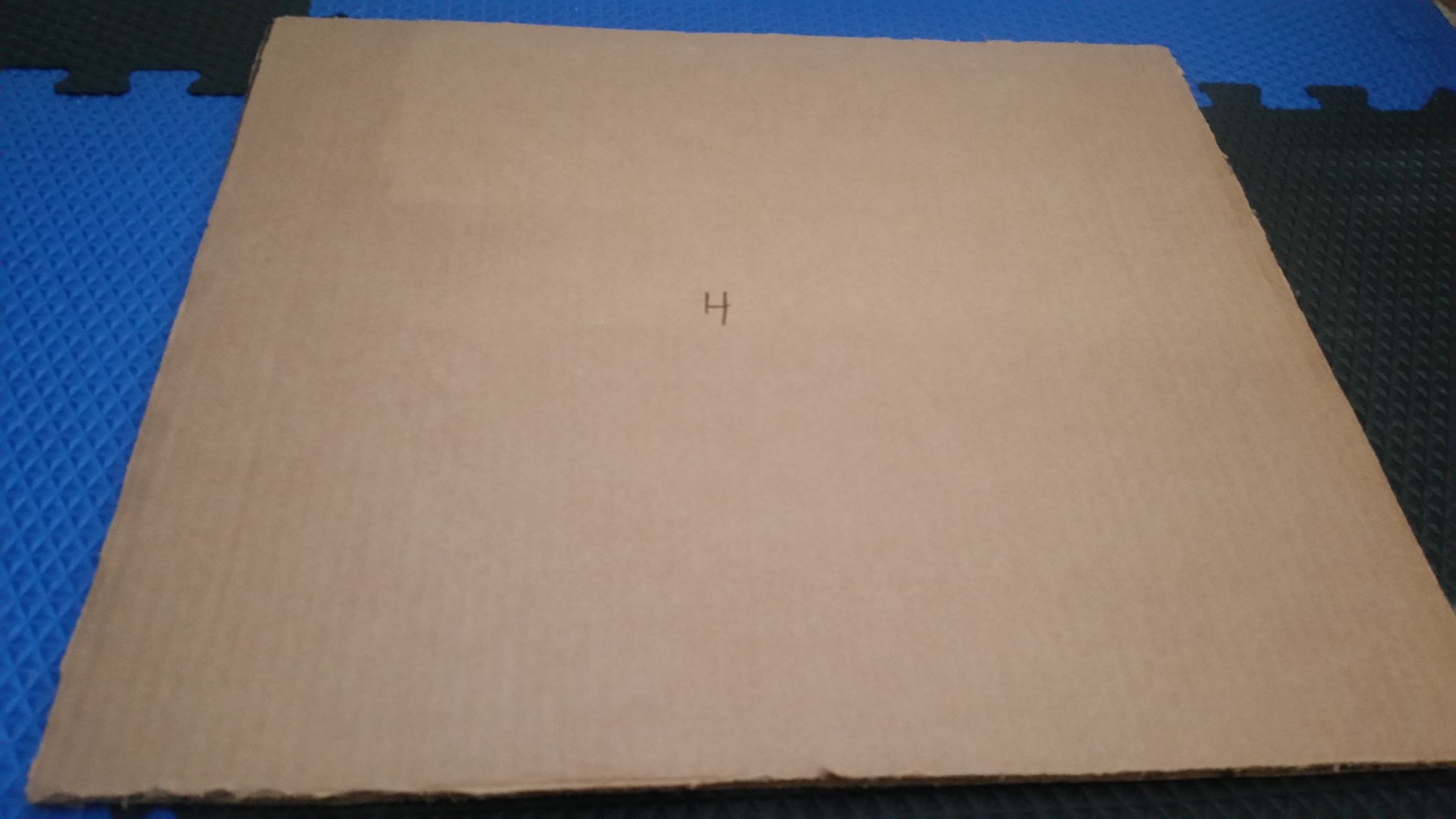 How to Make a Cardboard Standing Desk : 5 Steps (with Pictures ...
