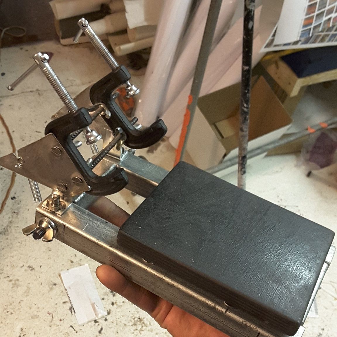 BUDGET SCREENPRINT DIY : 10 Steps (with Pictures) - Instructables