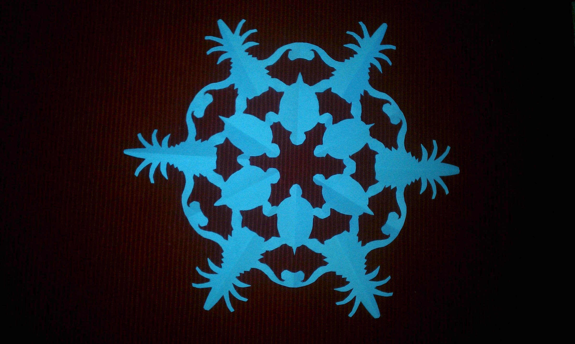 Better Paper Snowflakes : 4 Steps - Instructables