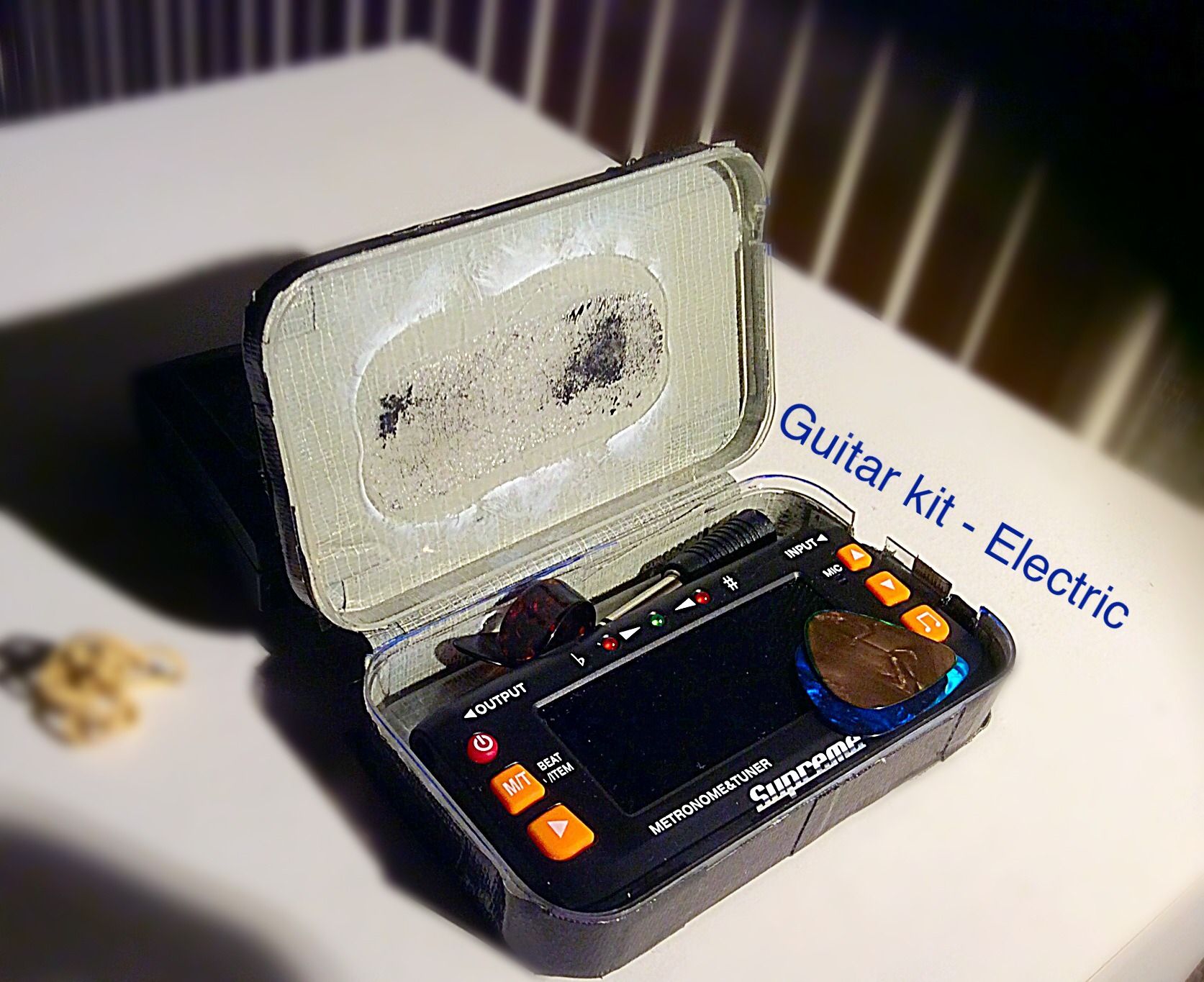 Guitar Survival Kit - Electric : 3 Steps - Instructables