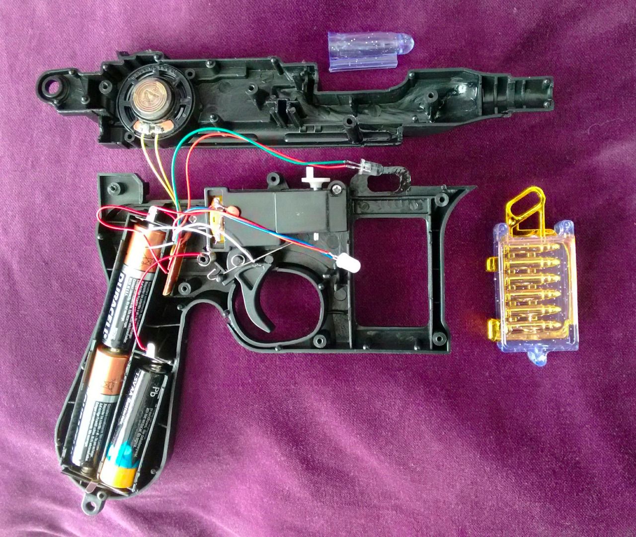 Bioshock Infinite Booker DeWitt's Broadsider/Mauser Pistol Replica : 14 ...