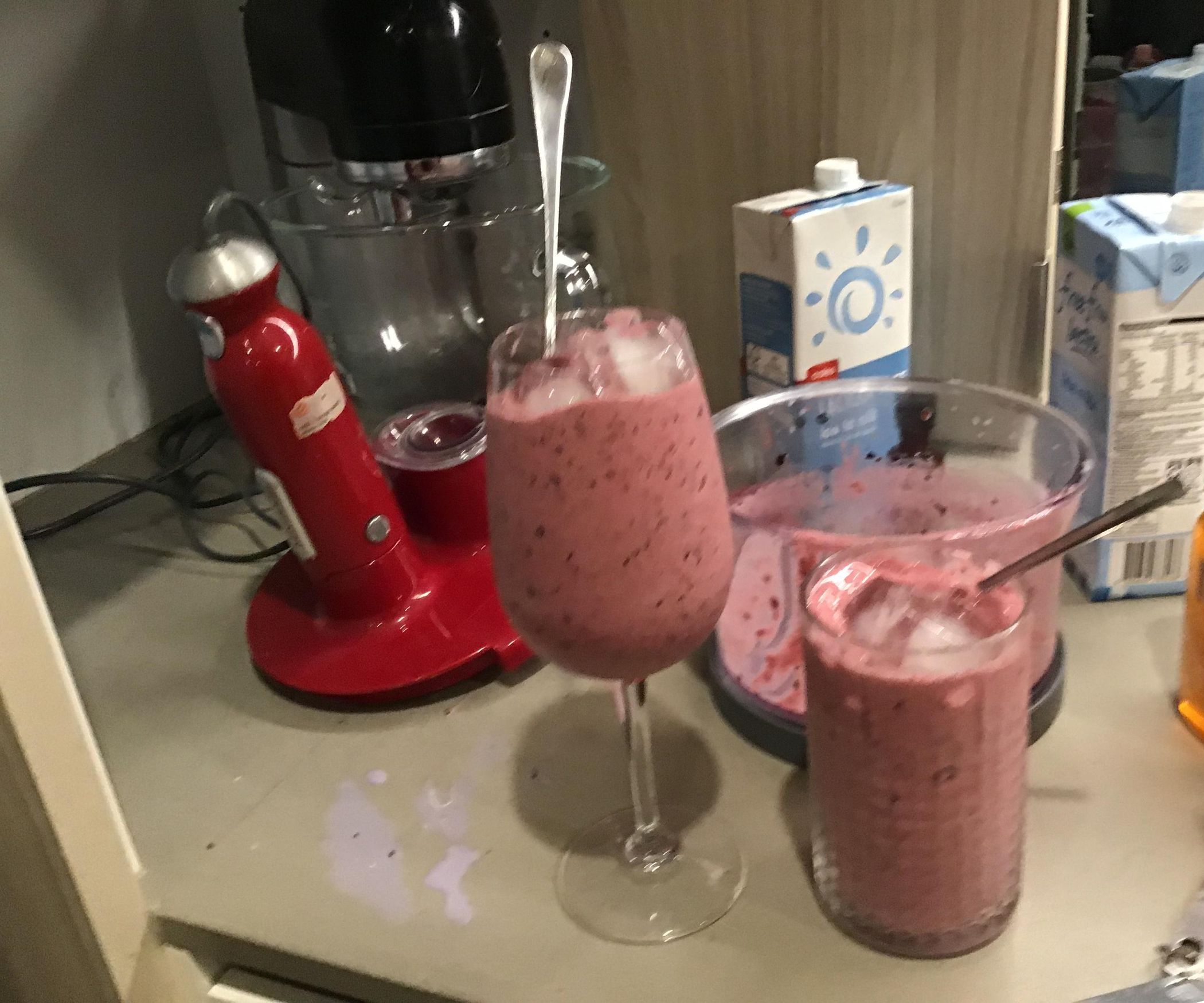 Mixed Berry Slushies! : 3 Steps - Instructables
