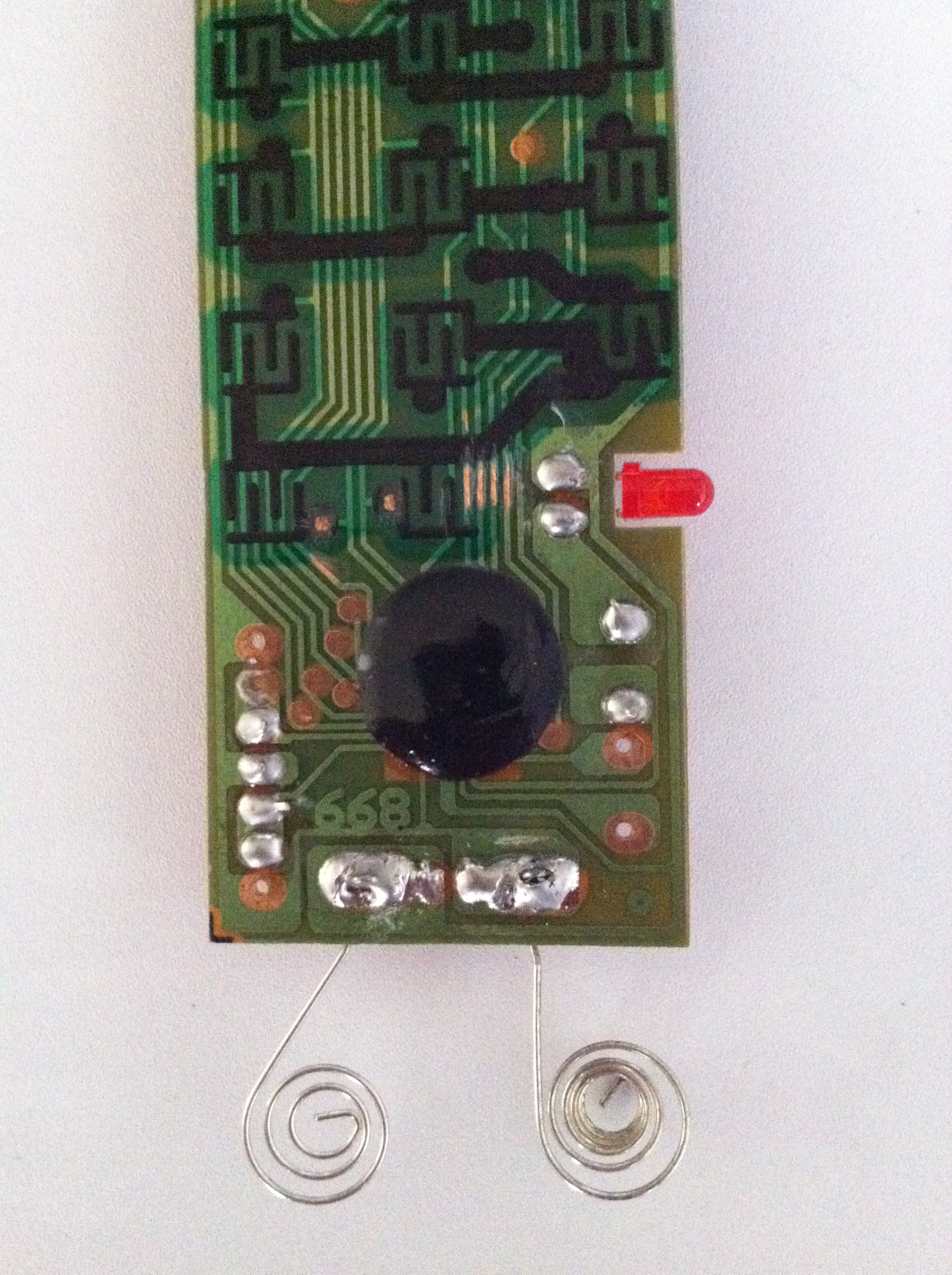 Mini ZOMBIFIED TV Remote Control Keychain! : 6 Steps (with Pictures ...