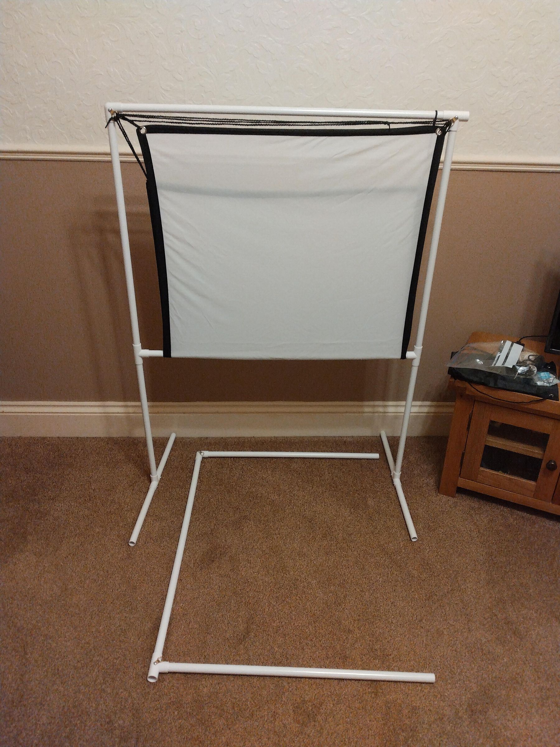 PVC Portable Projector Screen : 4 Steps (with Pictures) - Instructables