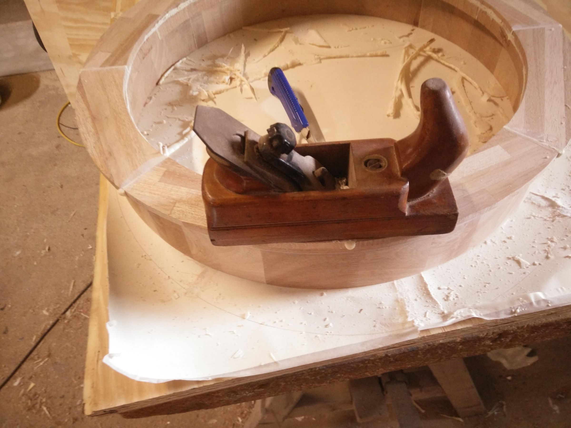 How to Make a Round Window Frame : 6 Steps (with Pictures) - Instructables