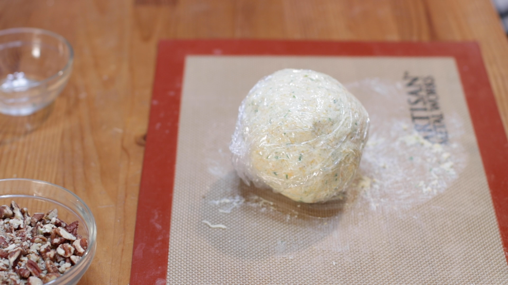 Easy Cheese Ball : 5 Steps (with Pictures) - Instructables