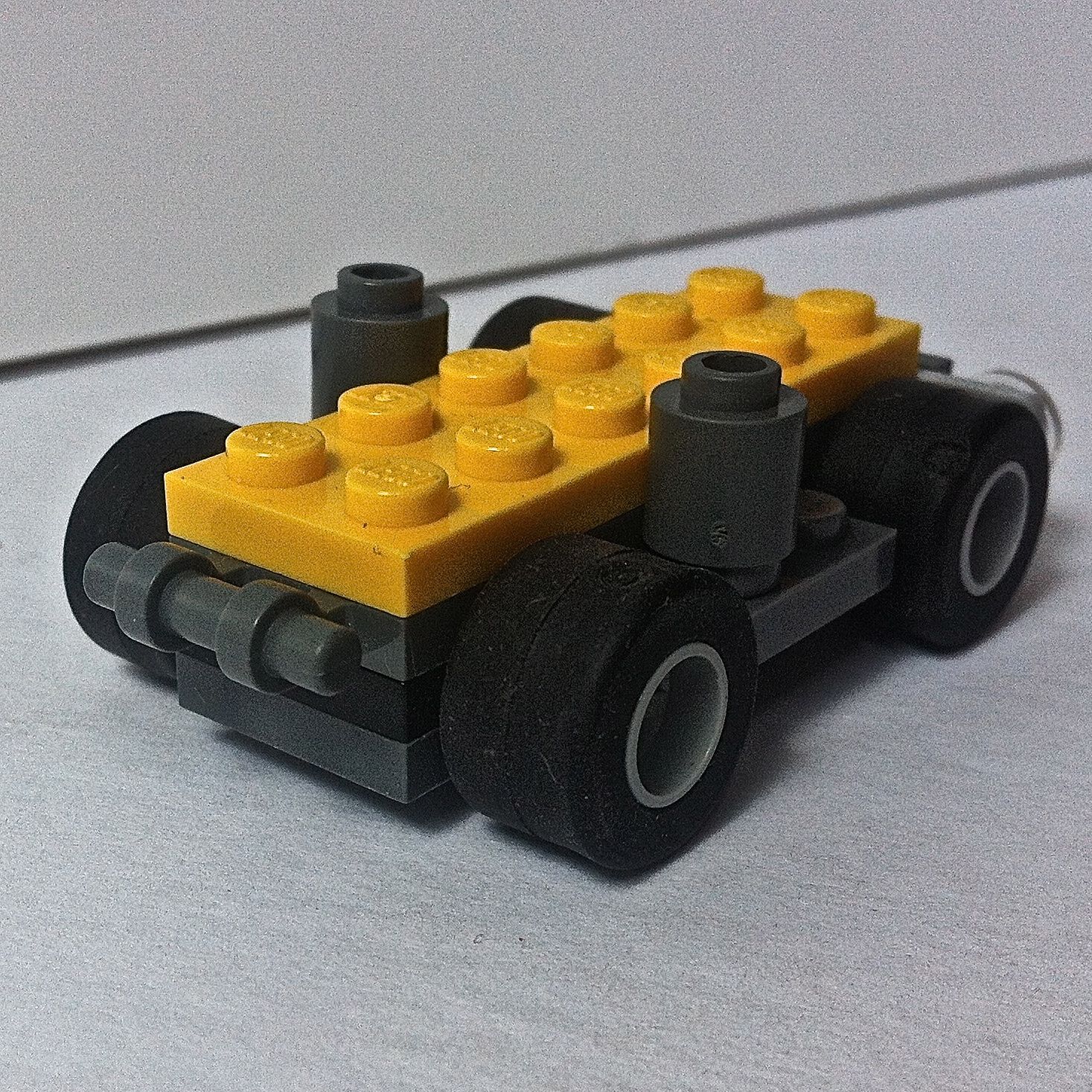 Mini Lego Wheeler : 5 Steps - Instructables
