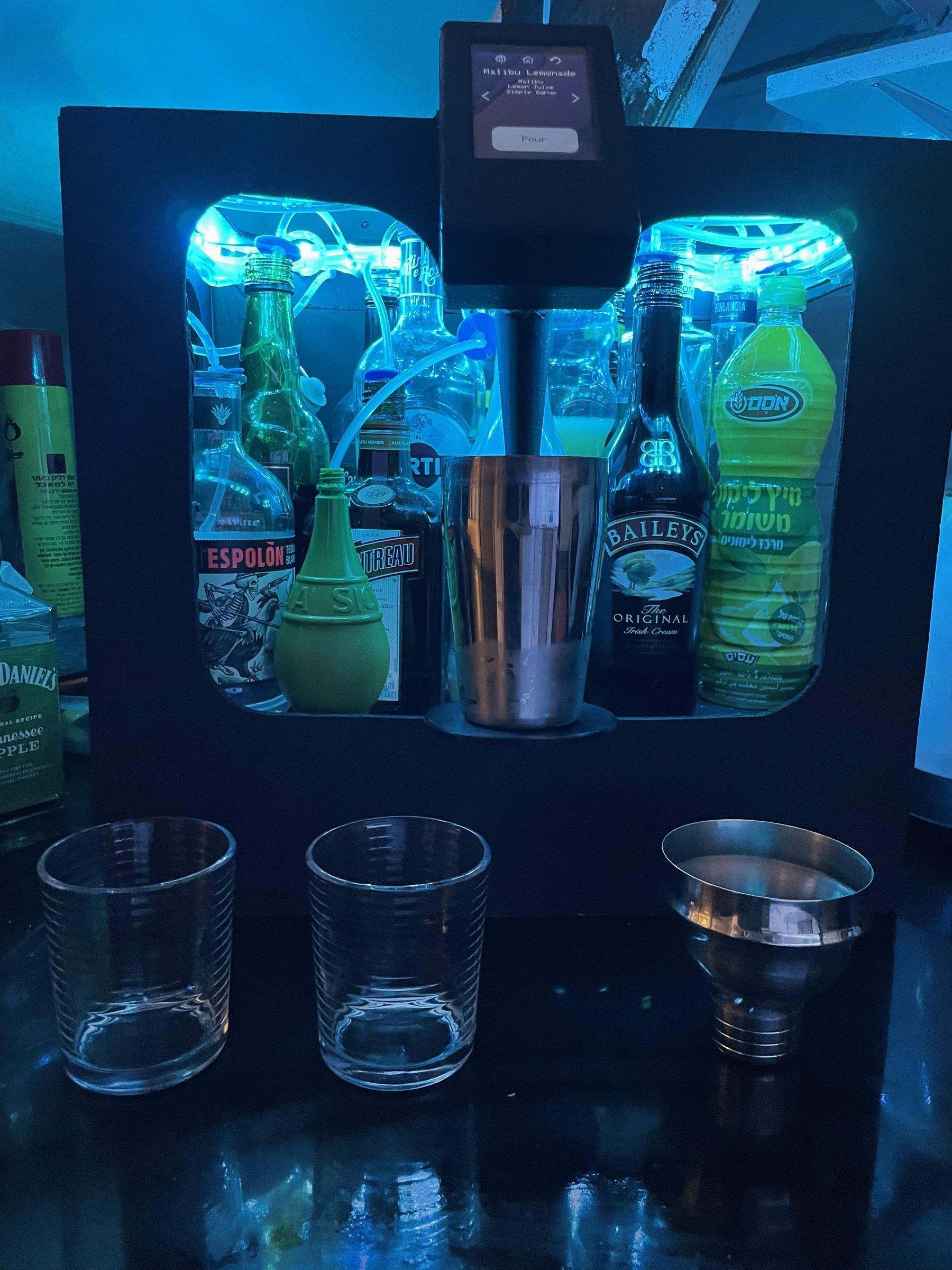 Bartender Bot : 8 Steps - Instructables