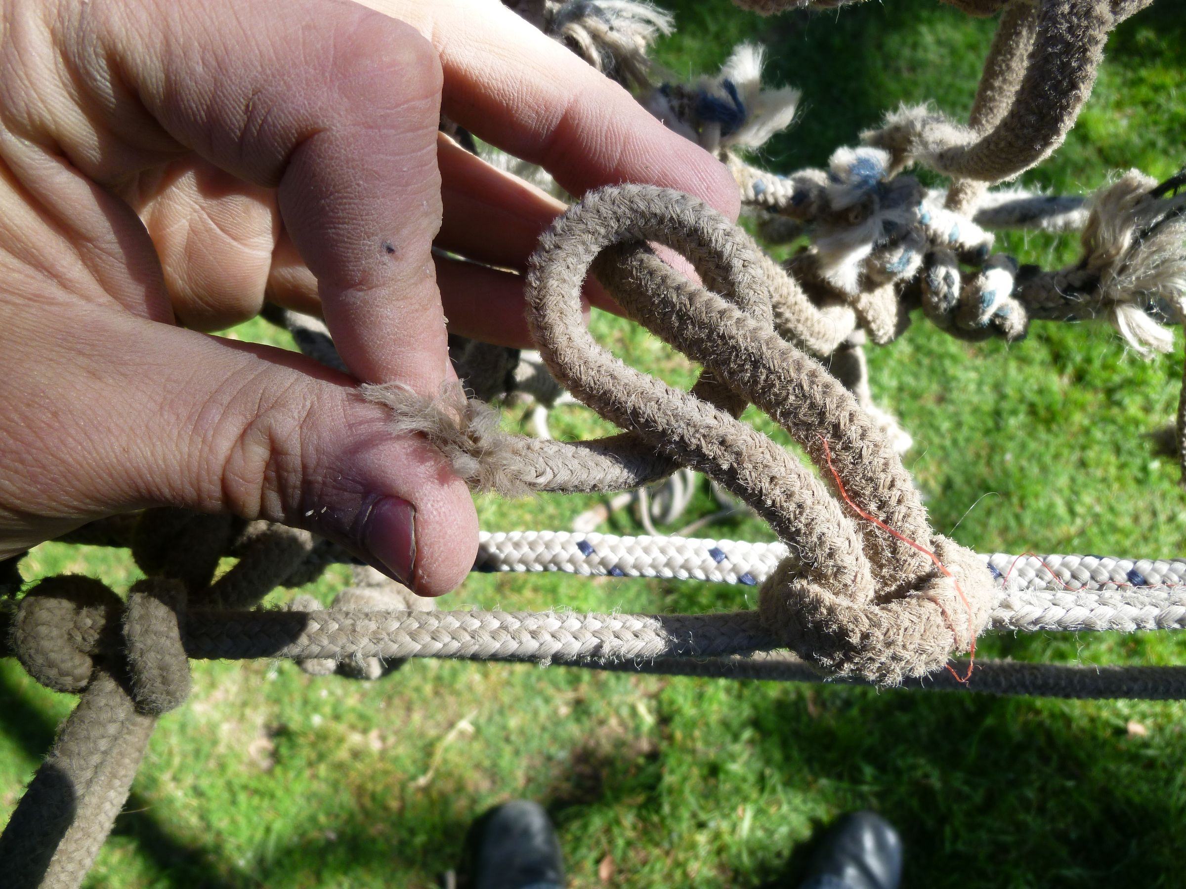 Scrap Rope Hammock : 6 Steps (with Pictures) - Instructables