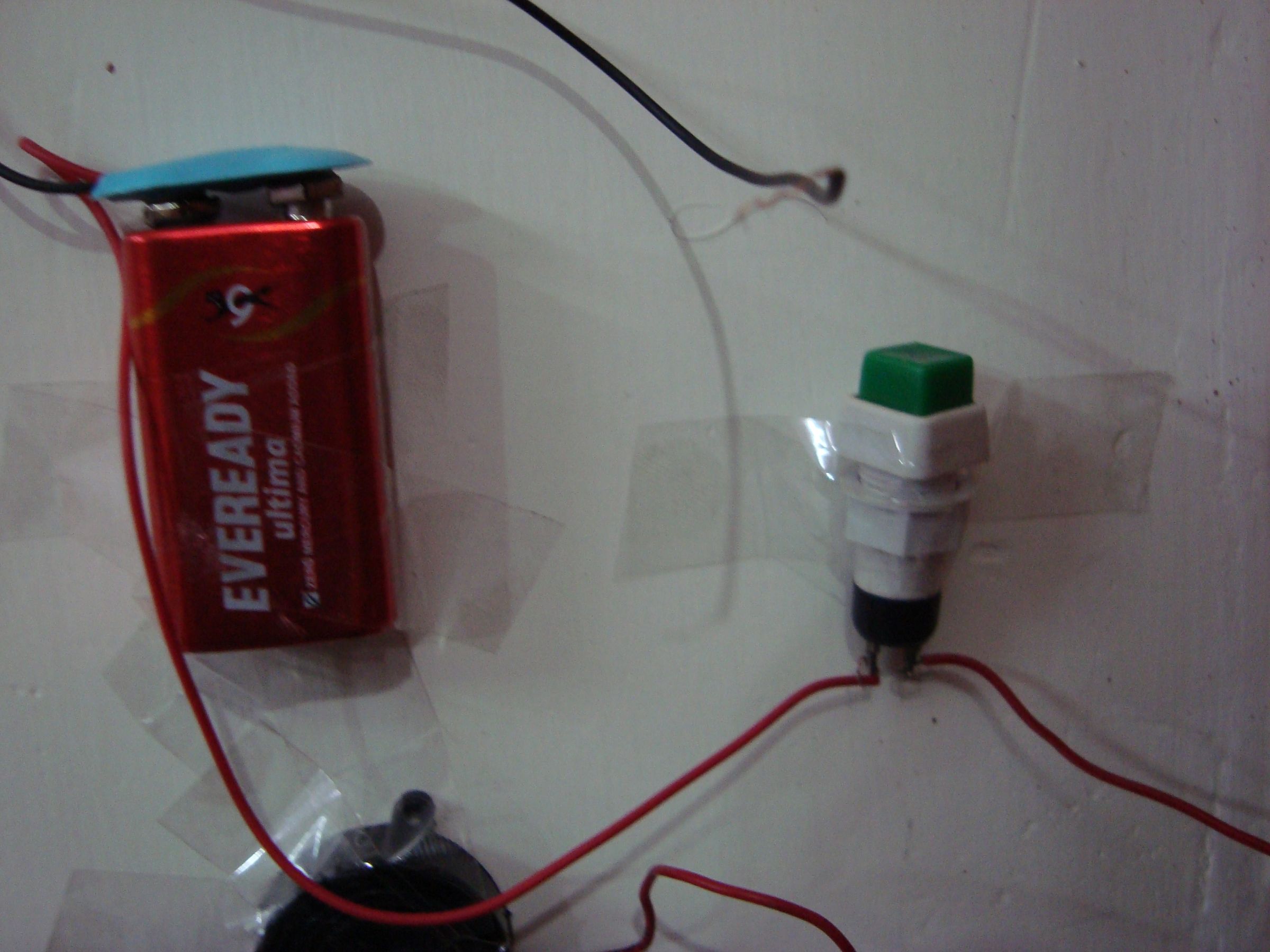 Easy Door Alarm! : 3 Steps - Instructables
