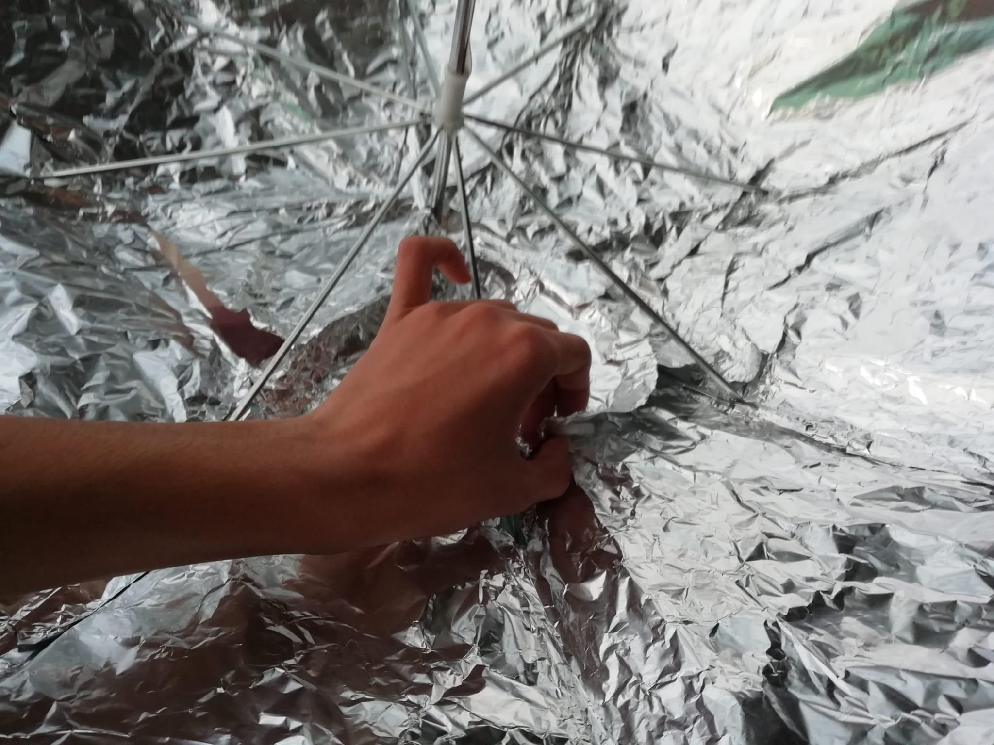 How to Build a Solar Cooker From a Broken Umbrella : 7 Steps ...