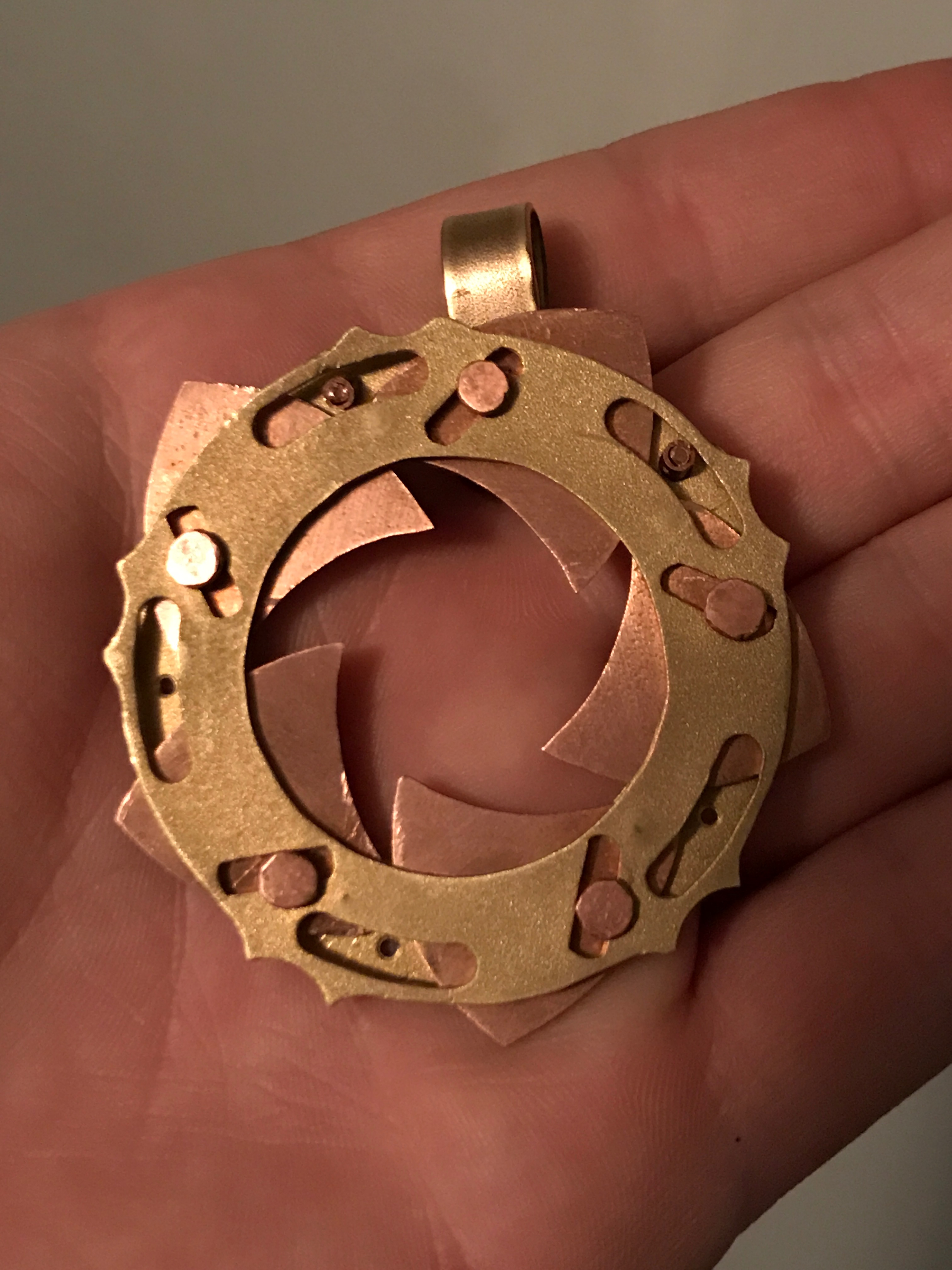 Mechanical Iris Box : 6 Steps (with Pictures) - Instructables