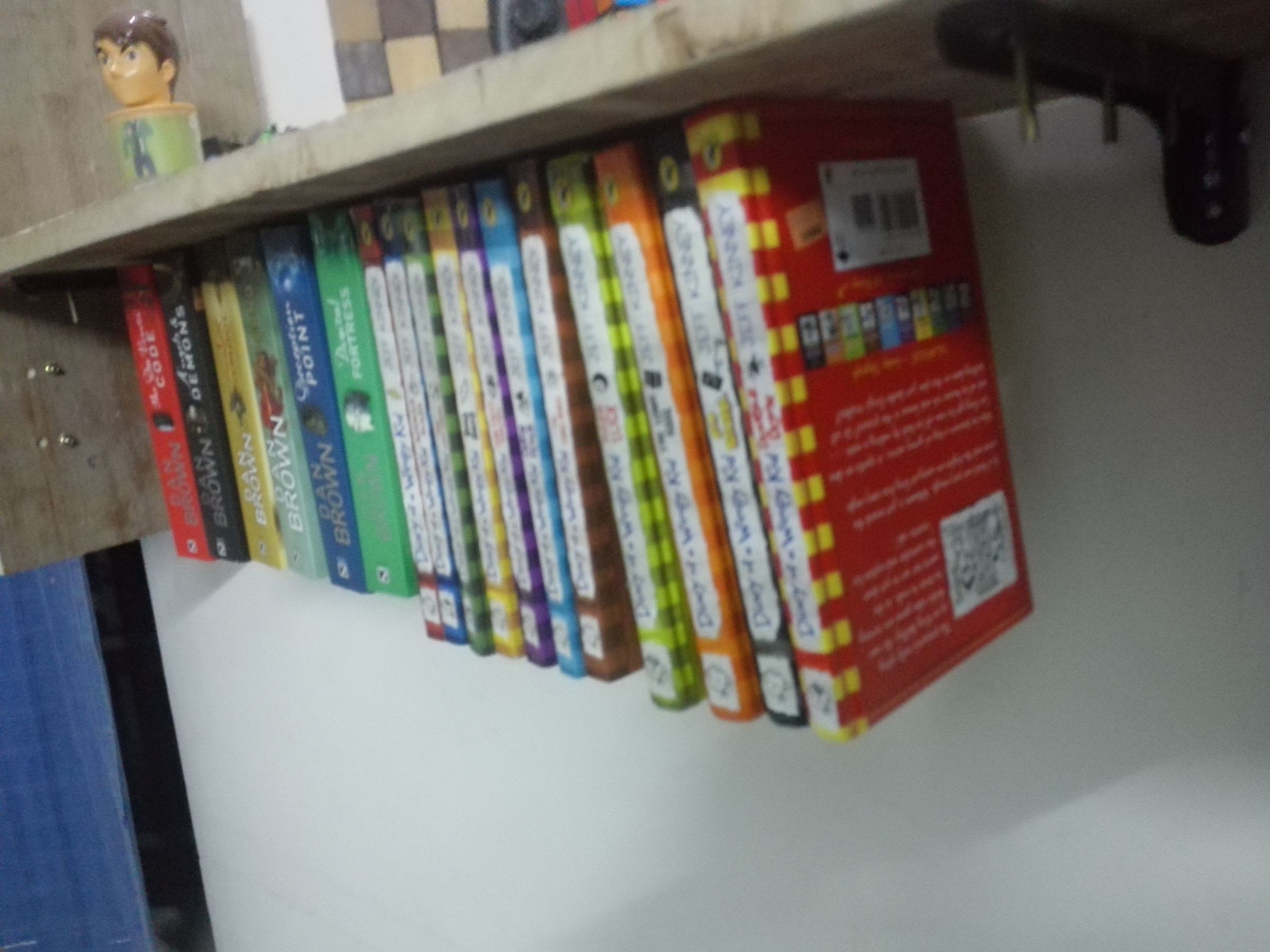 THE OMG BOOKSHELF!!! : 6 Steps (with Pictures) - Instructables