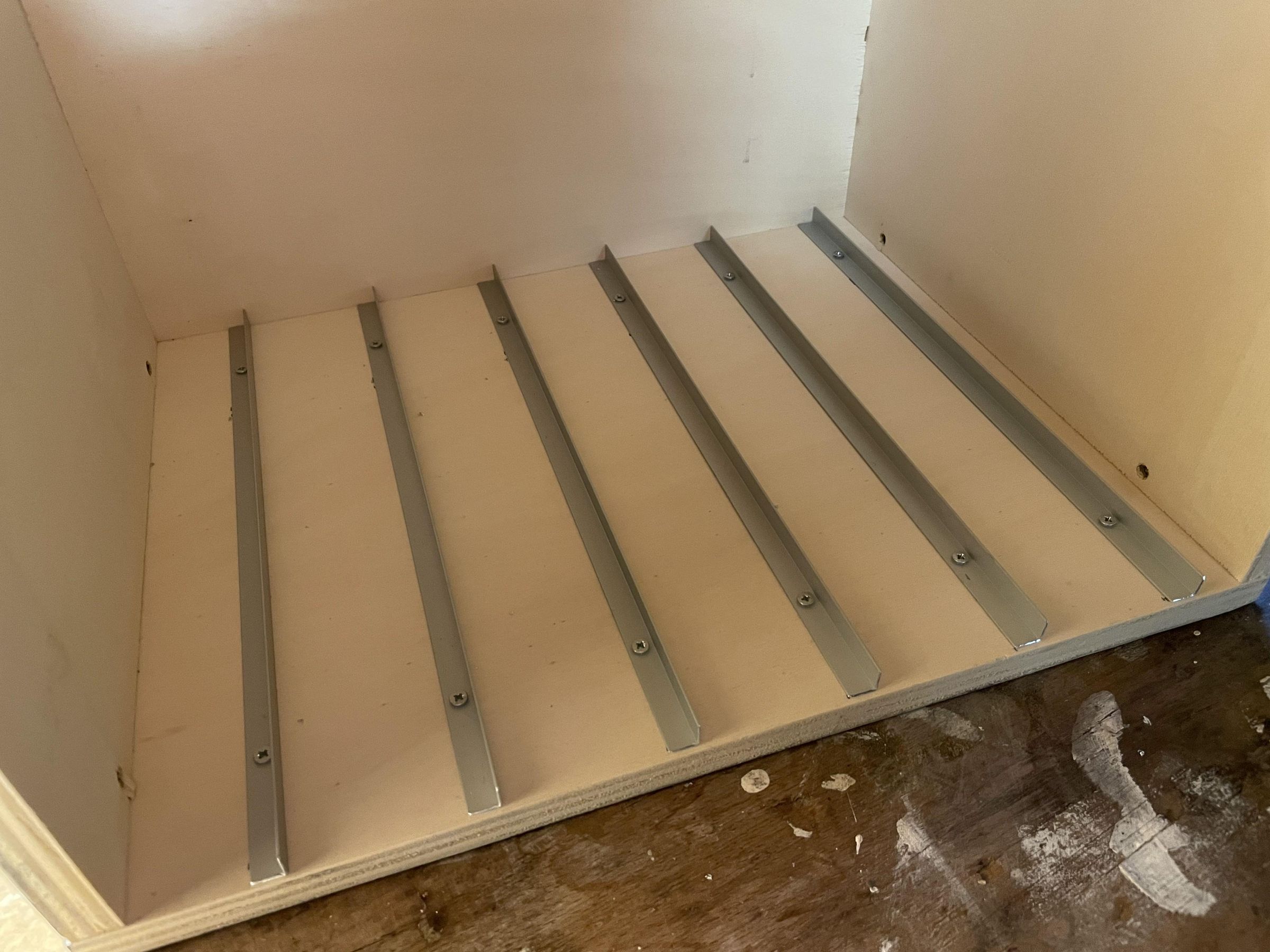 The (almost) Perfect Rack Organizer for Electronic Components and Other ...