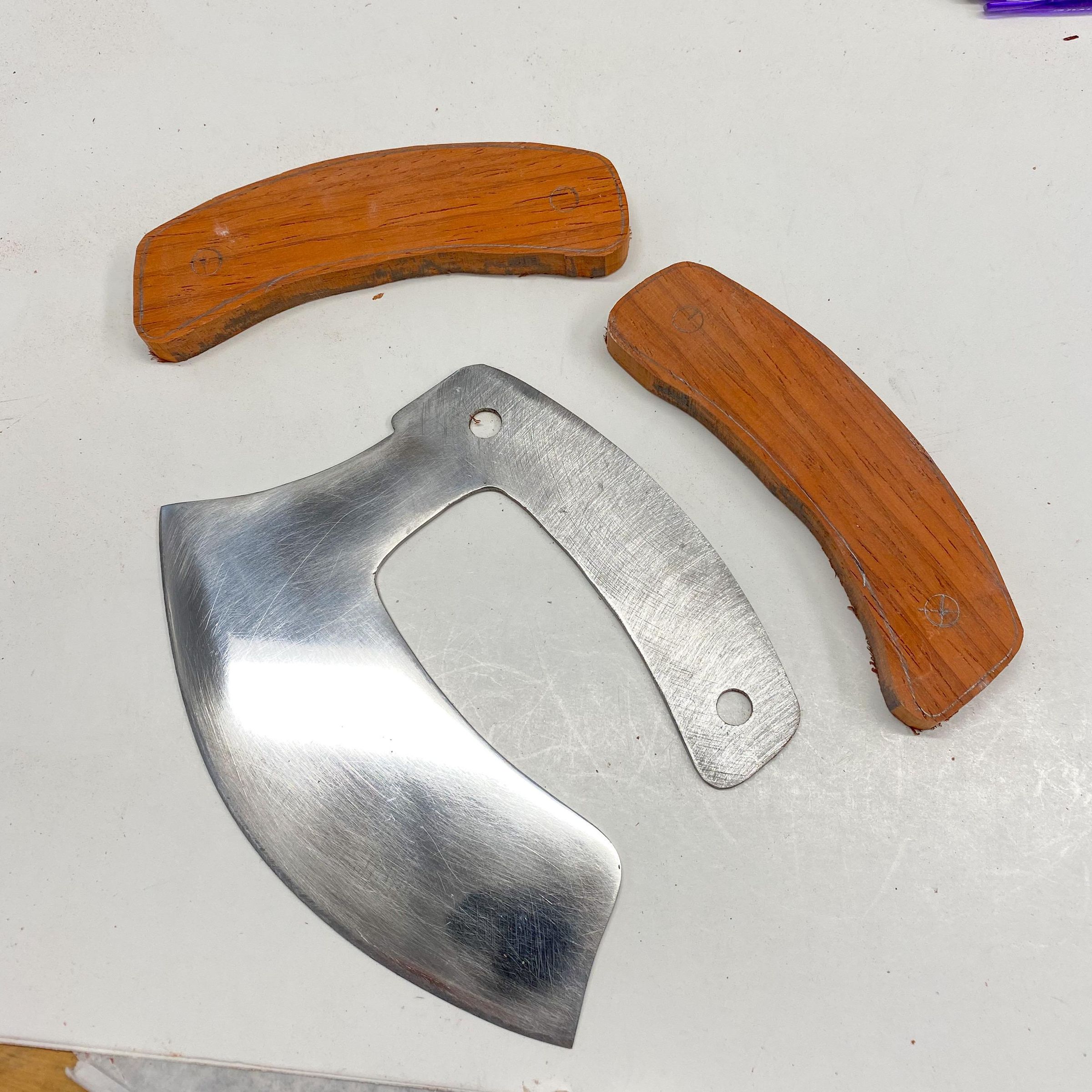 How to Make a Ulu Knife From a Old Saw Blade Plus a Bonus Cutting Board ...
