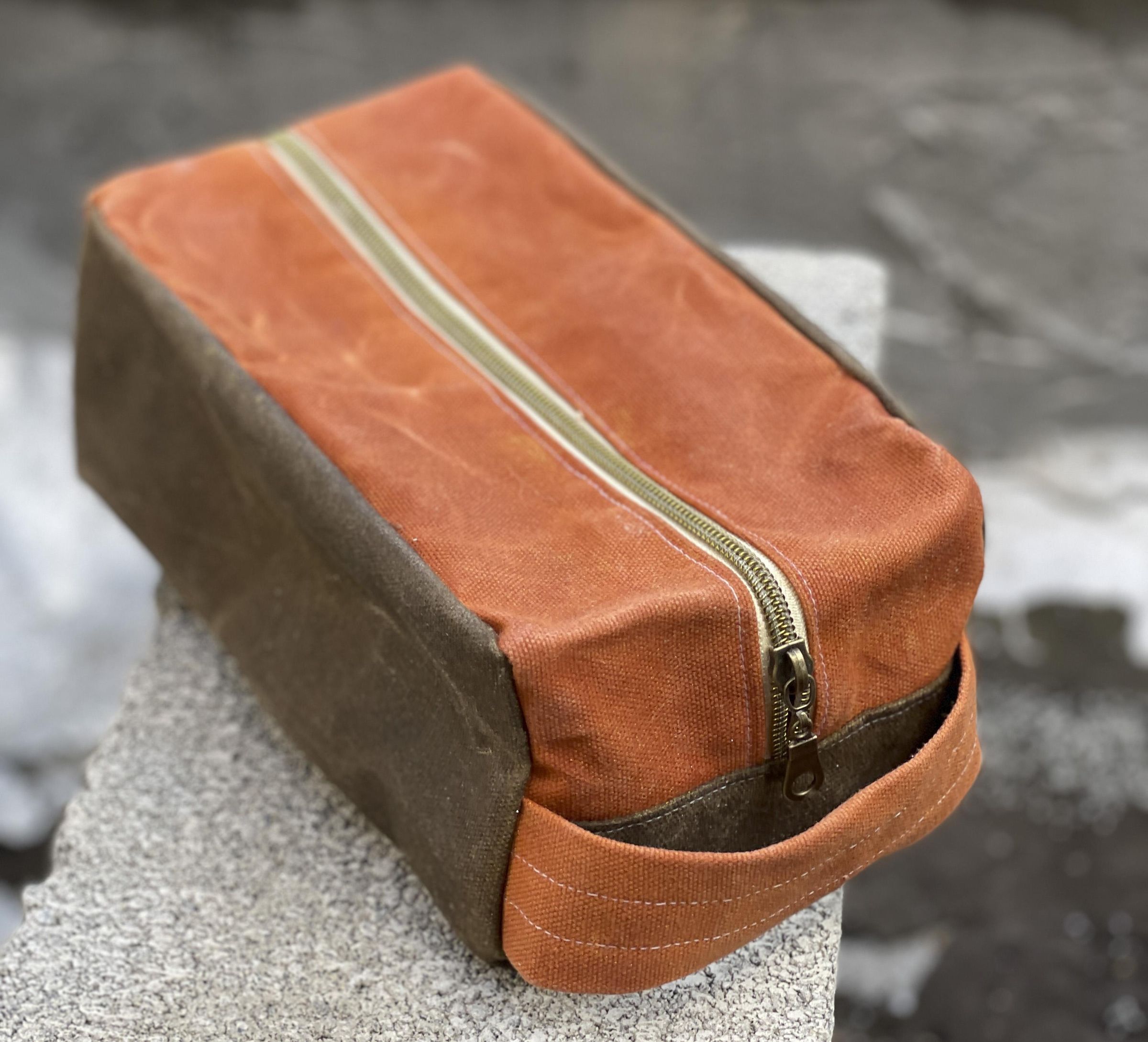 Dopp Kit Bag : 9 Steps (with Pictures) - Instructables