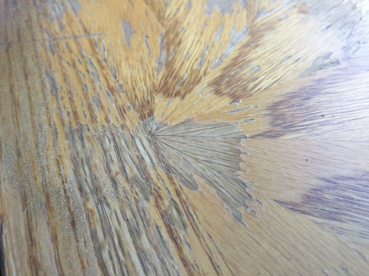 How I Destroyed Our Dining Table. : 5 Steps (with Pictures) - Instructables