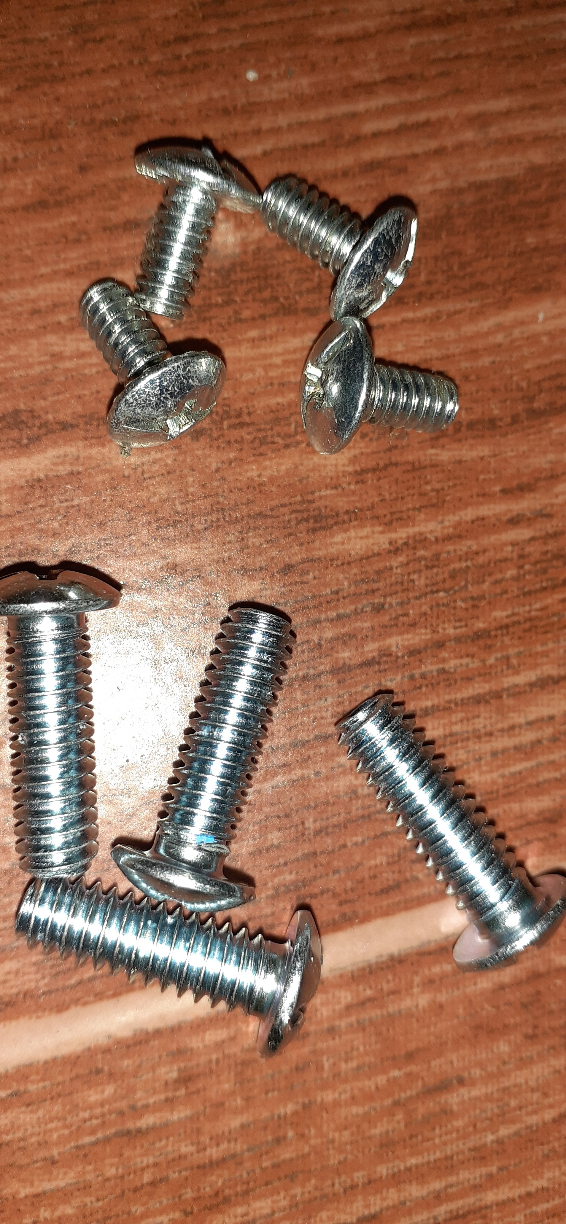 How to Assemble a Pedestal Electric Fan? : 12 Steps - Instructables