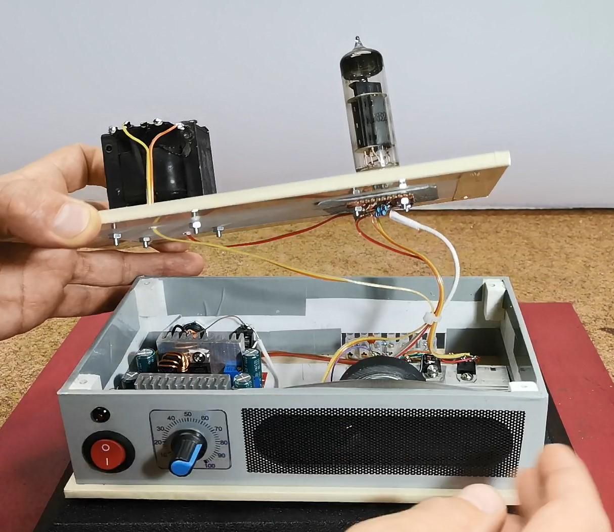 DIY Simple PCL82 Low Voltage (12V) Tube Amplifier : 4 Steps - Instructables