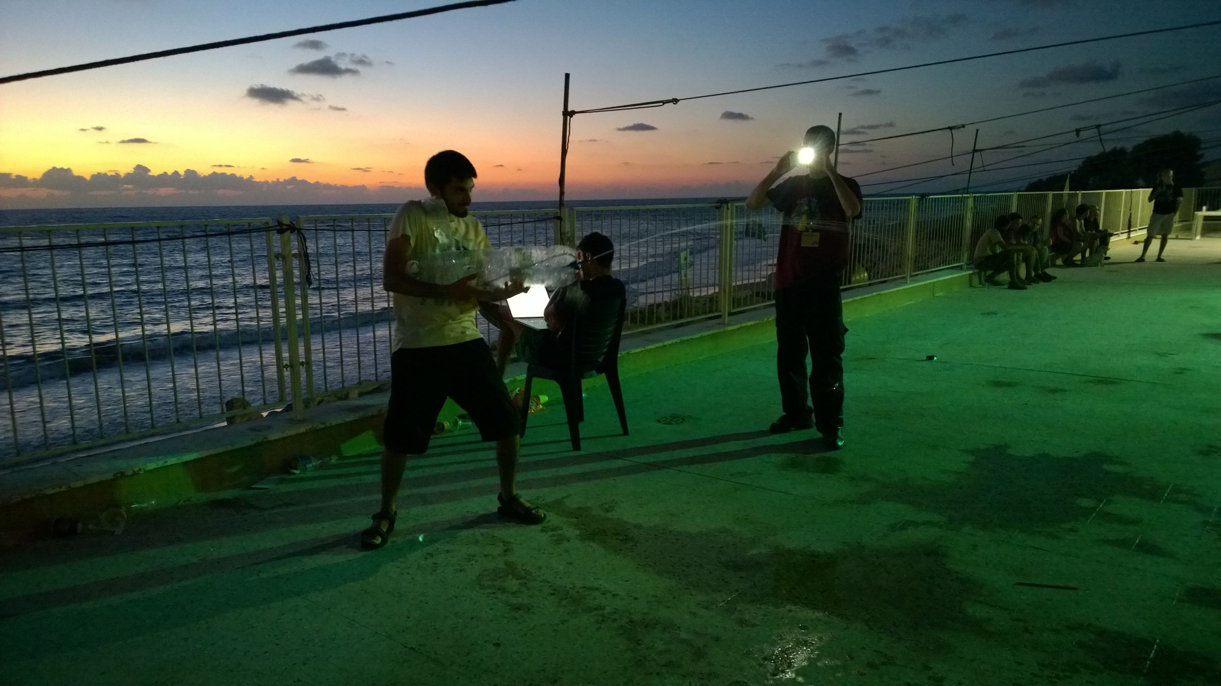 Pressurized Air Water Gun : 6 Steps - Instructables