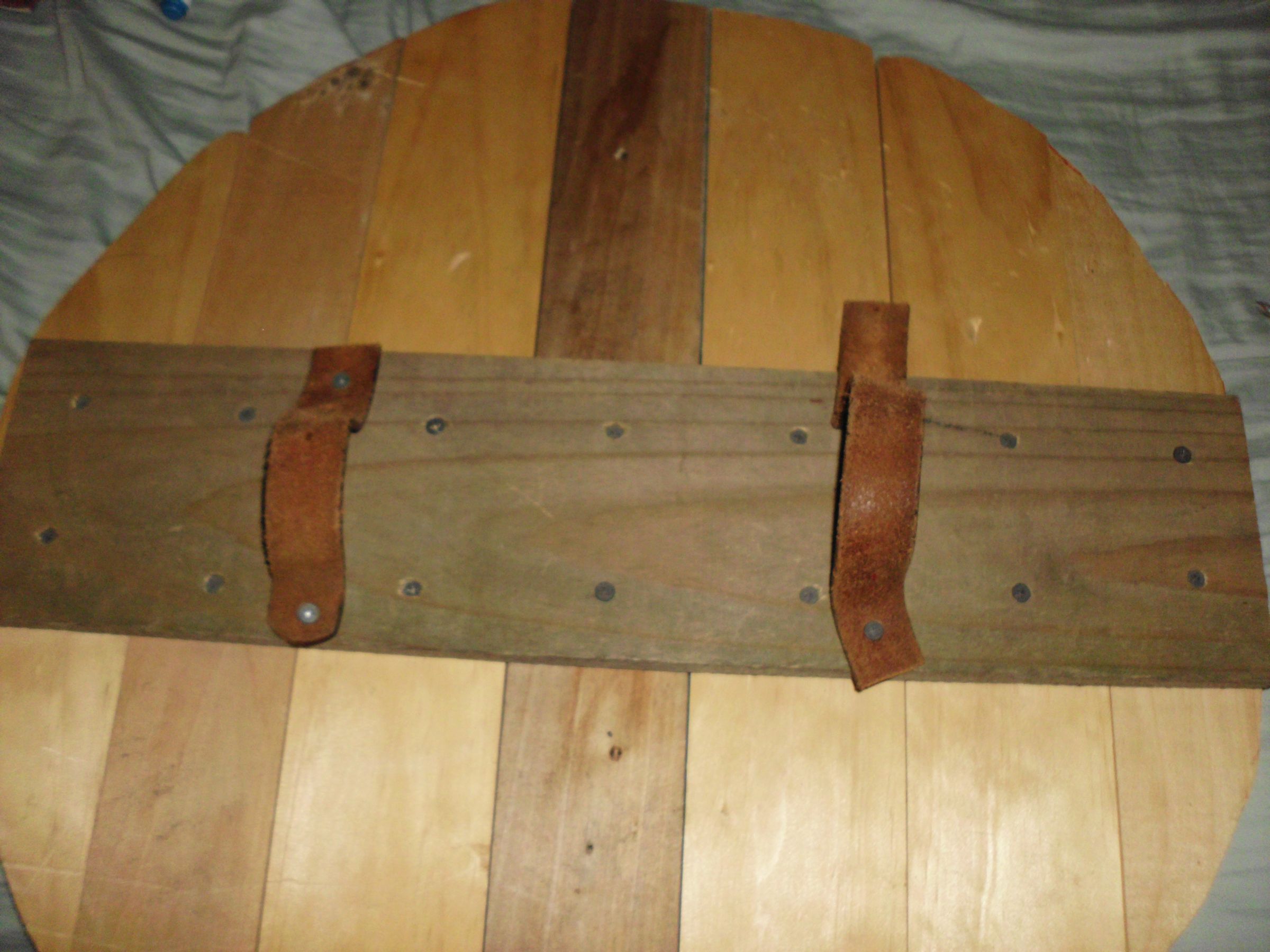 Roman/Greek Sheild : 5 Steps - Instructables