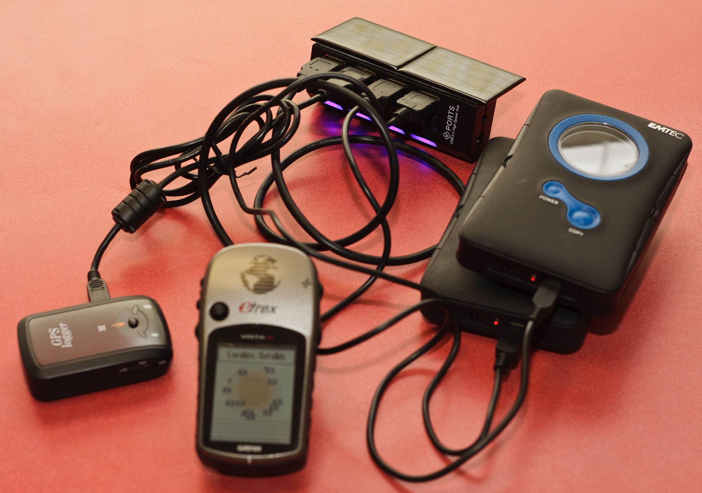 Easy Solar Charger and PSU [UPDATED] : 14 Steps (with Pictures ...