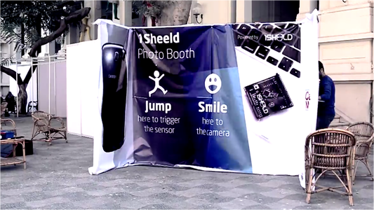 Automated Photo Booth Takes A Picture And Posts It On Twitter With
