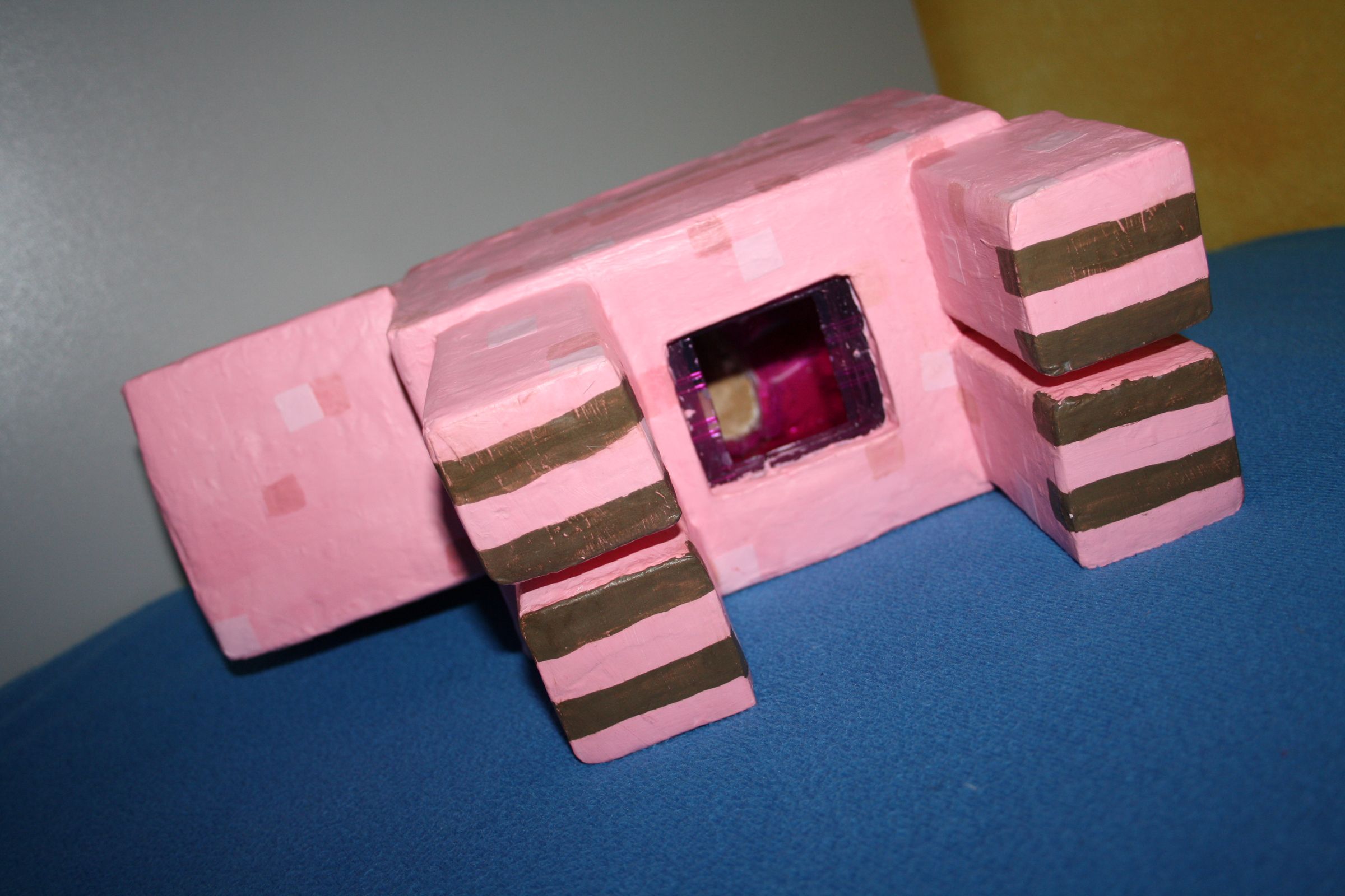 Make Your Own Minecraft Piggy Bank : 6 Steps (with Pictures ...