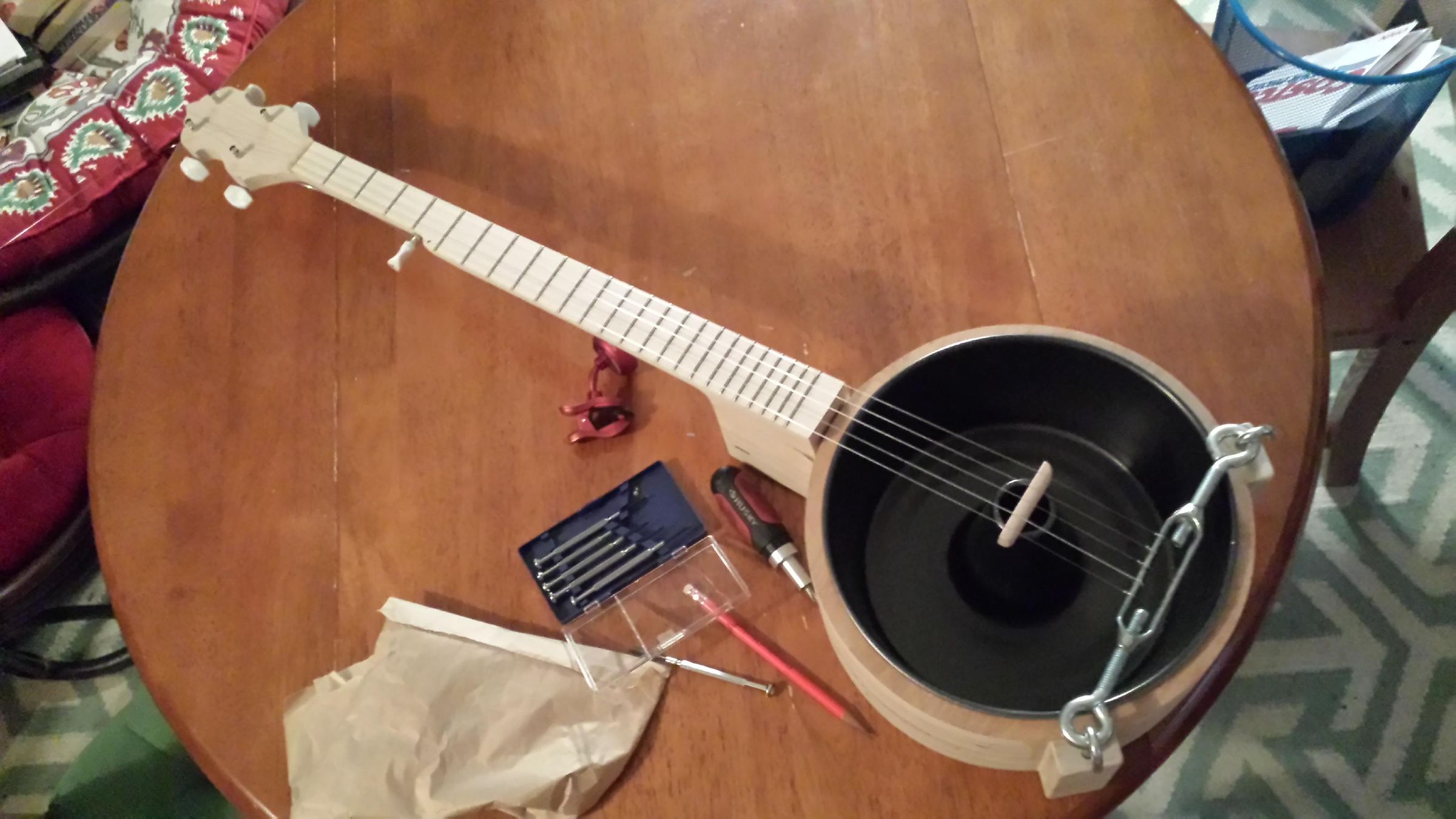 Plywood Bundt Pan Banjo (Bundt-Jo) : 10 Steps (with Pictures ...