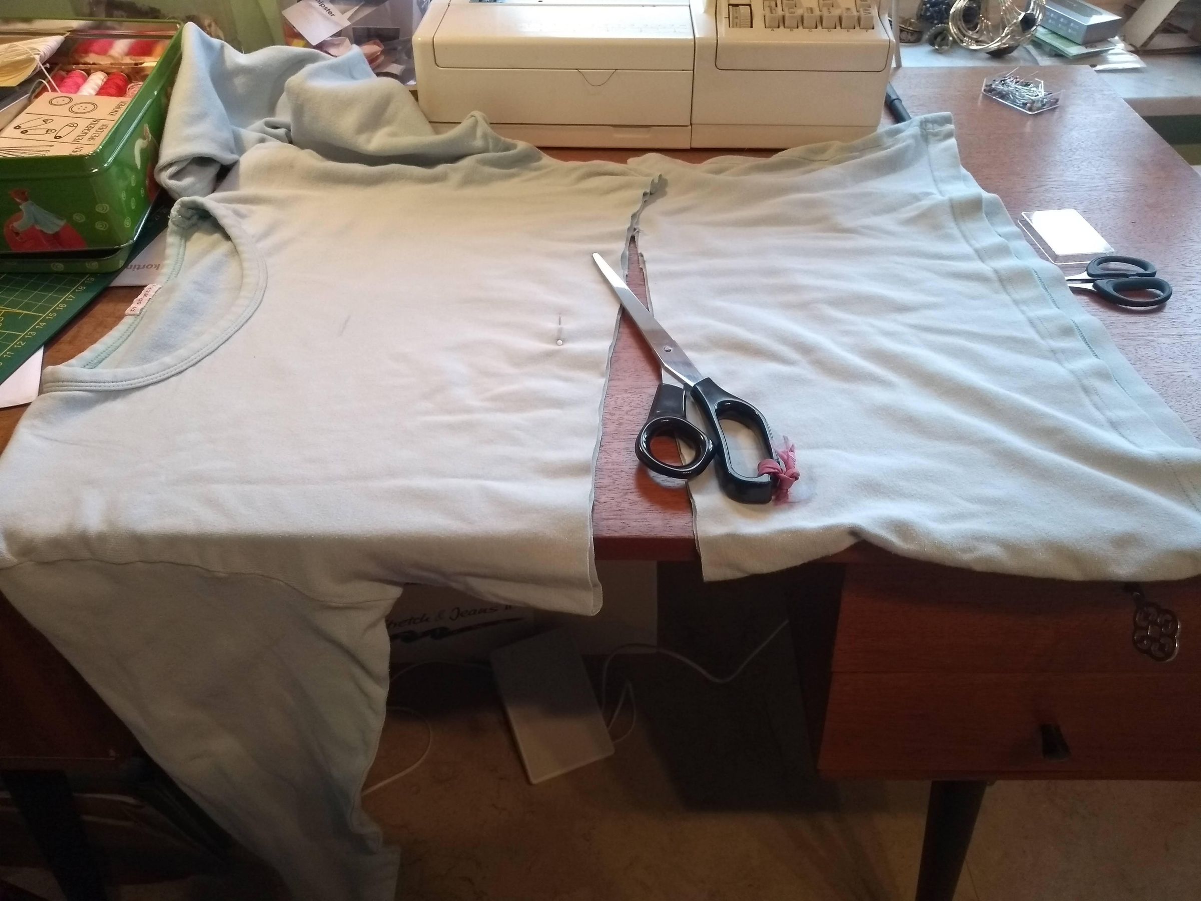 D4E1 Adult Scratch Sleeves : 3 Steps - Instructables