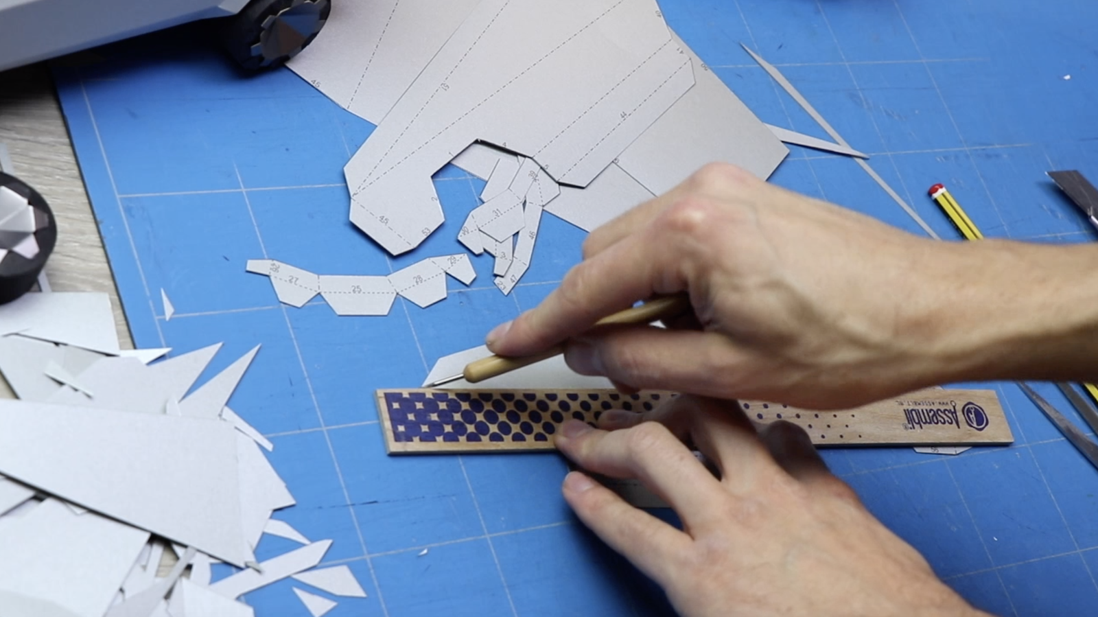 Tesla Cybertruck DIY Made of Paper! :) : 9 Steps (with Pictures ...