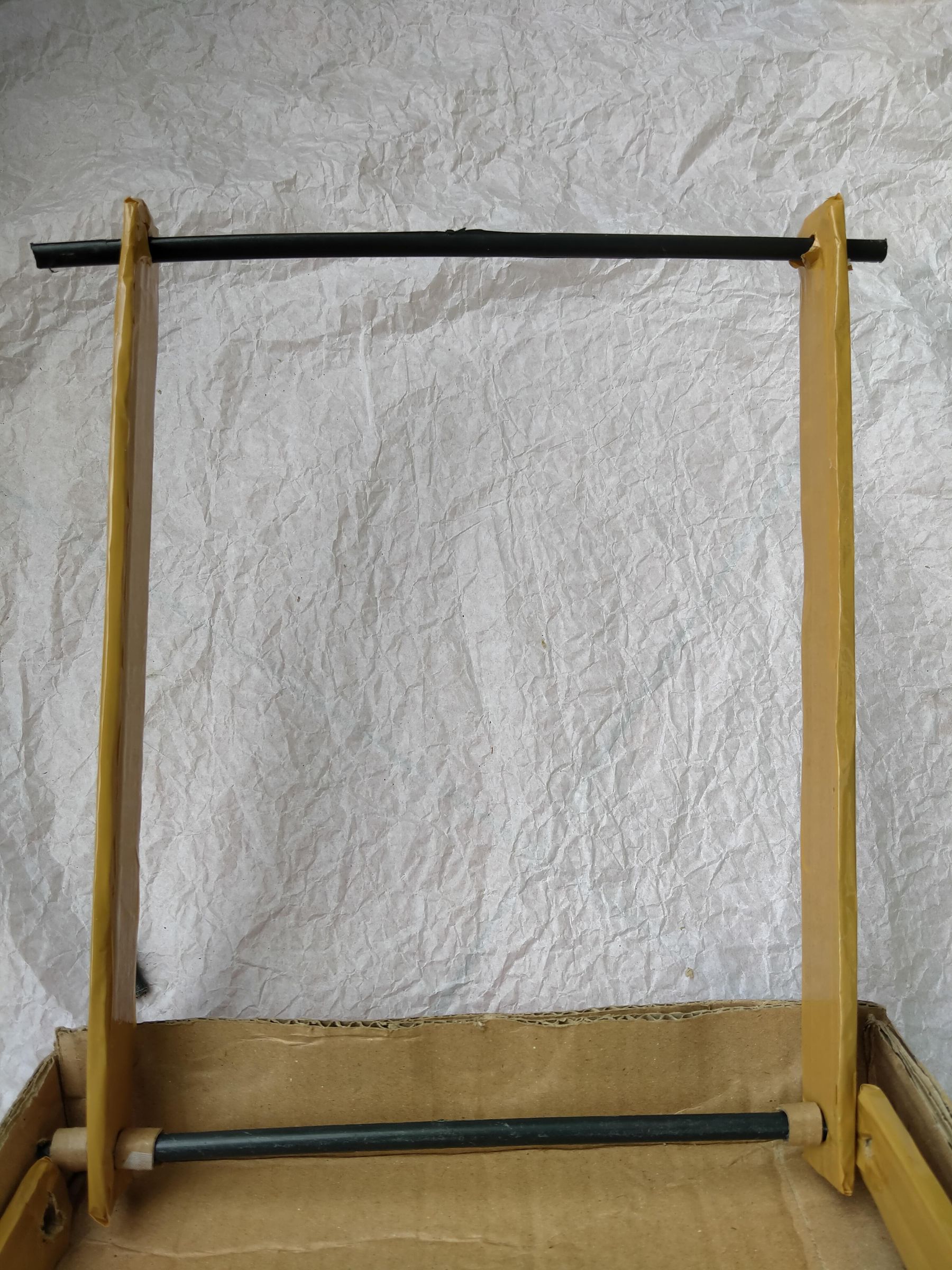 DIY Tabletop Easel and Wall Decor From Cardboard : 5 Steps (with ...