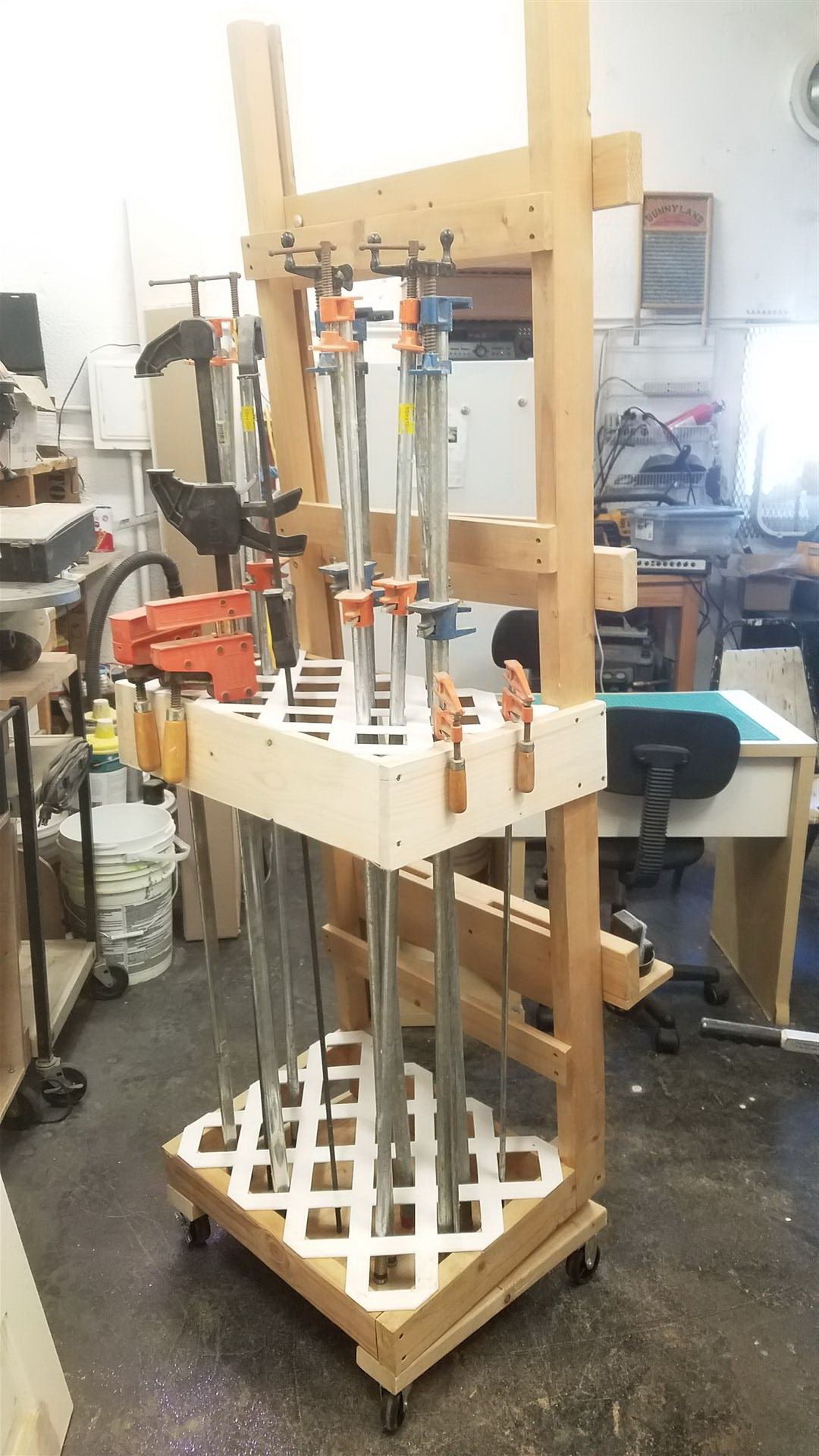 Movable Shop Tool Ladder : 5 Steps (with Pictures) - Instructables