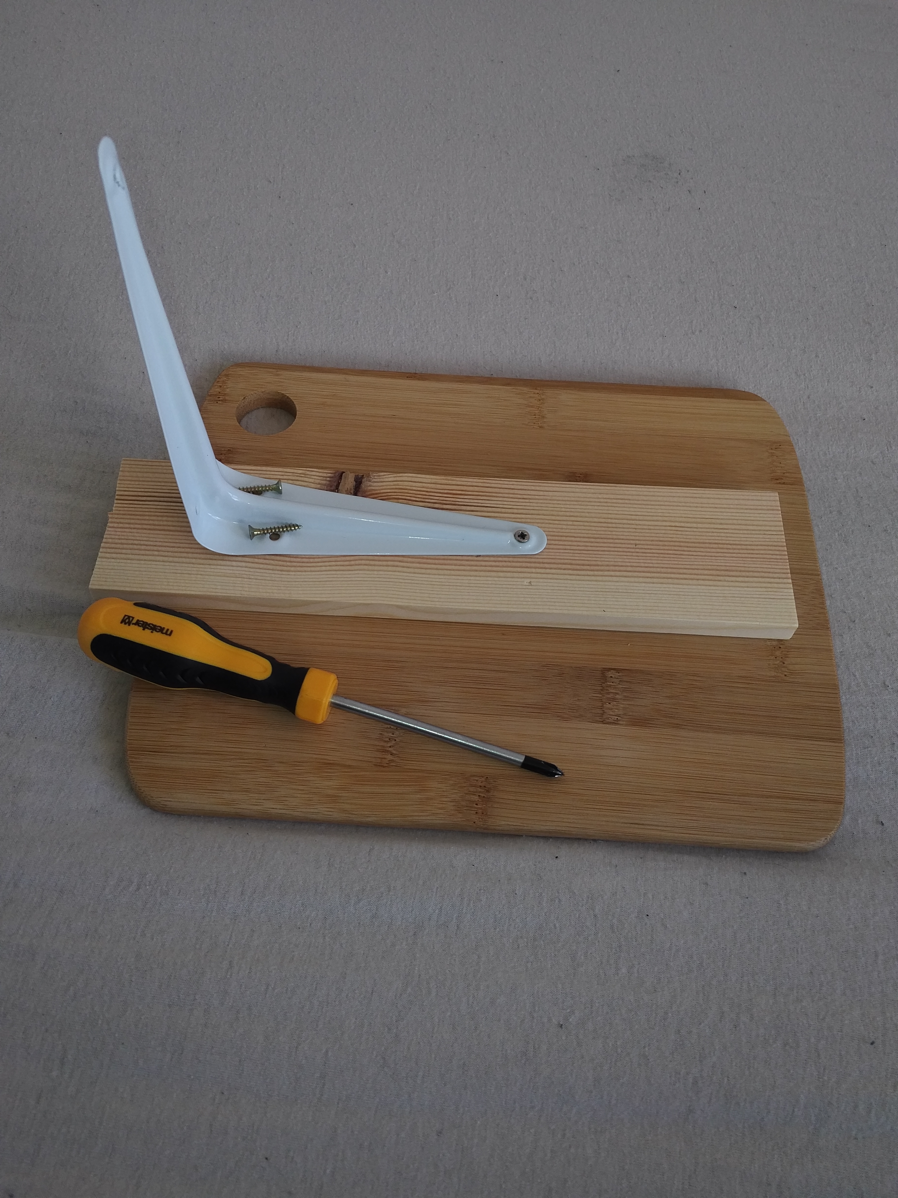 Clamp in Bedside Table : 5 Steps (with Pictures) - Instructables