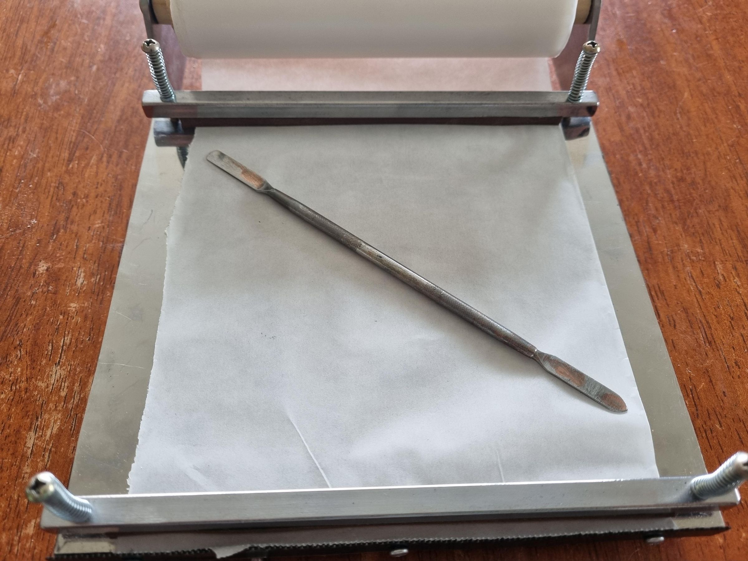 Epoxy Mixing Table : 12 Steps (with Pictures) - Instructables