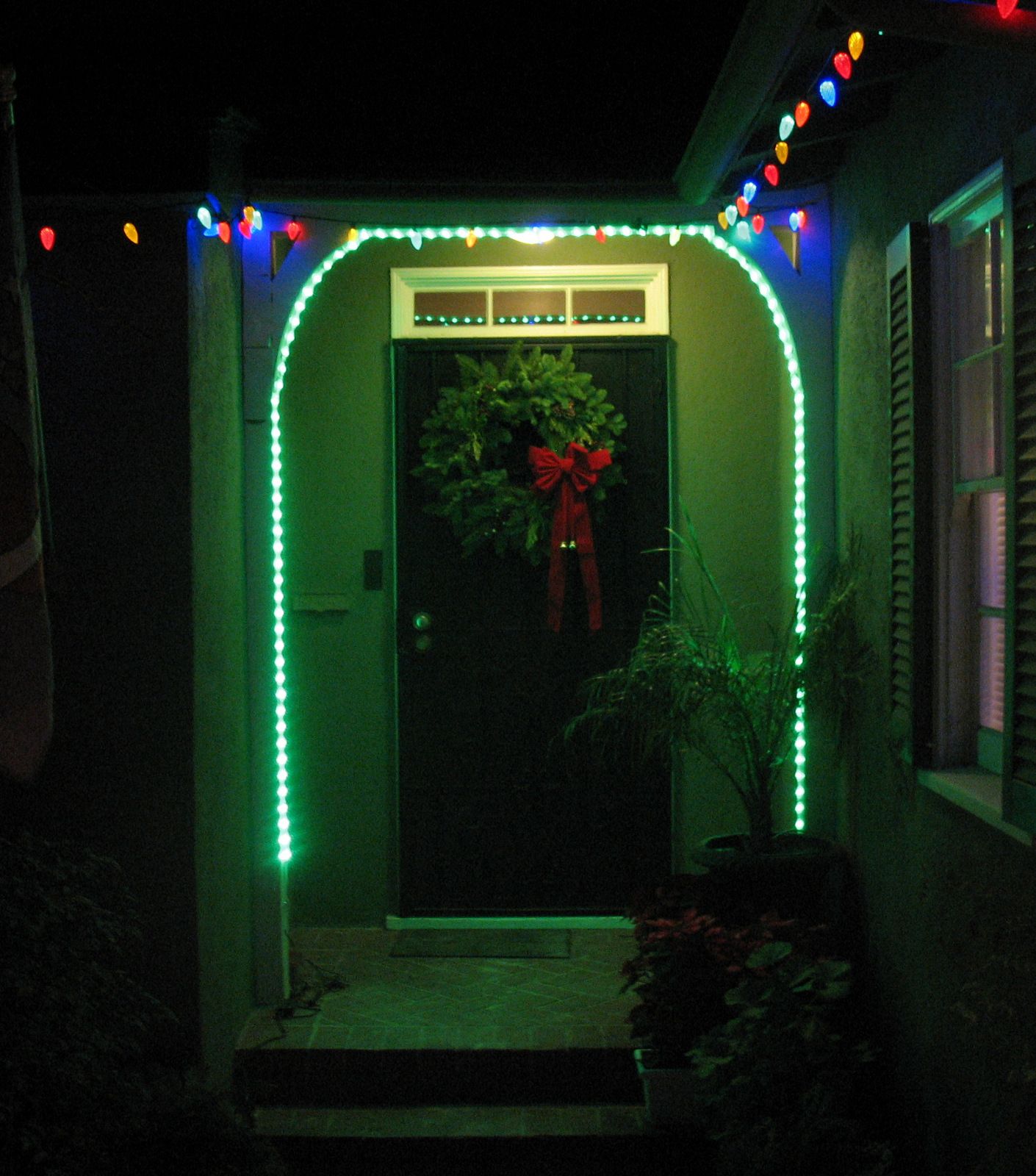 Arduino Controlled LED Strip Holiday Lighting : 3 Steps - Instructables