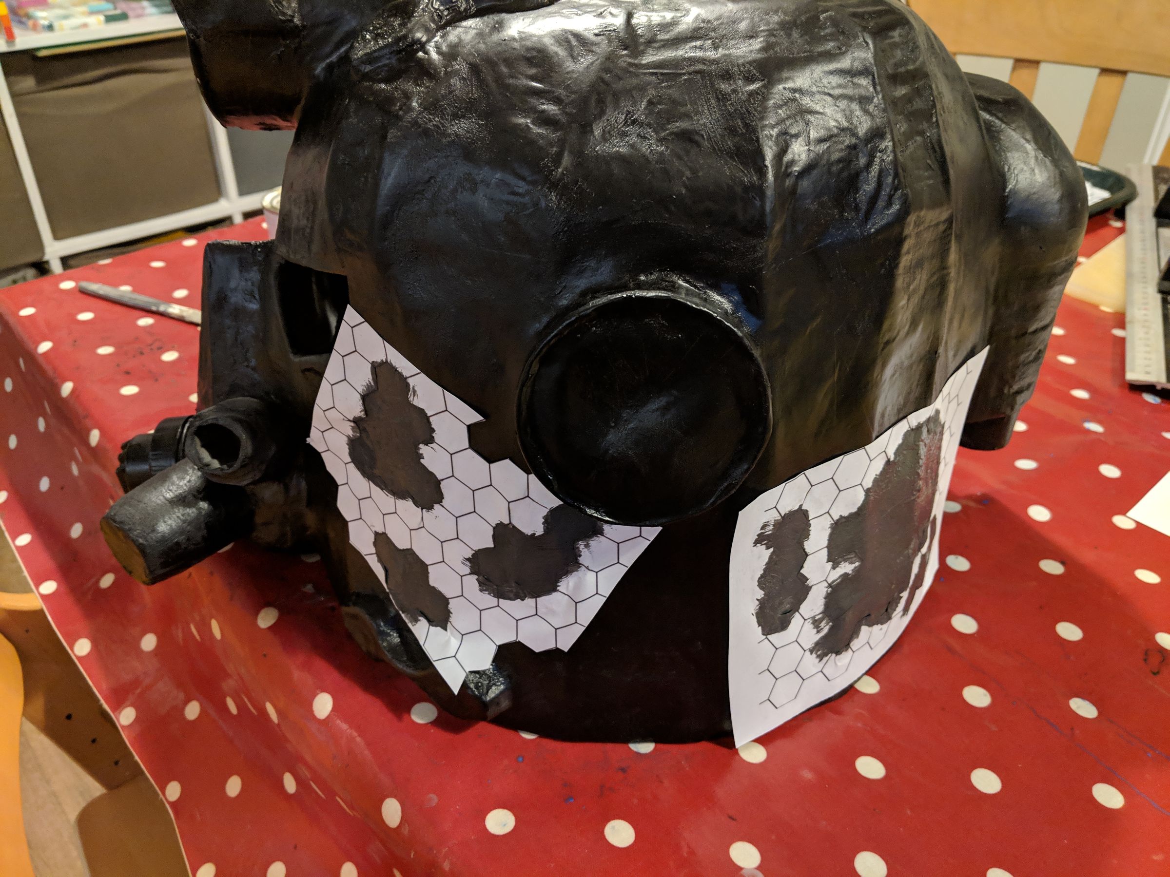 Recycled Power Armour Helmet : 19 Steps - Instructables