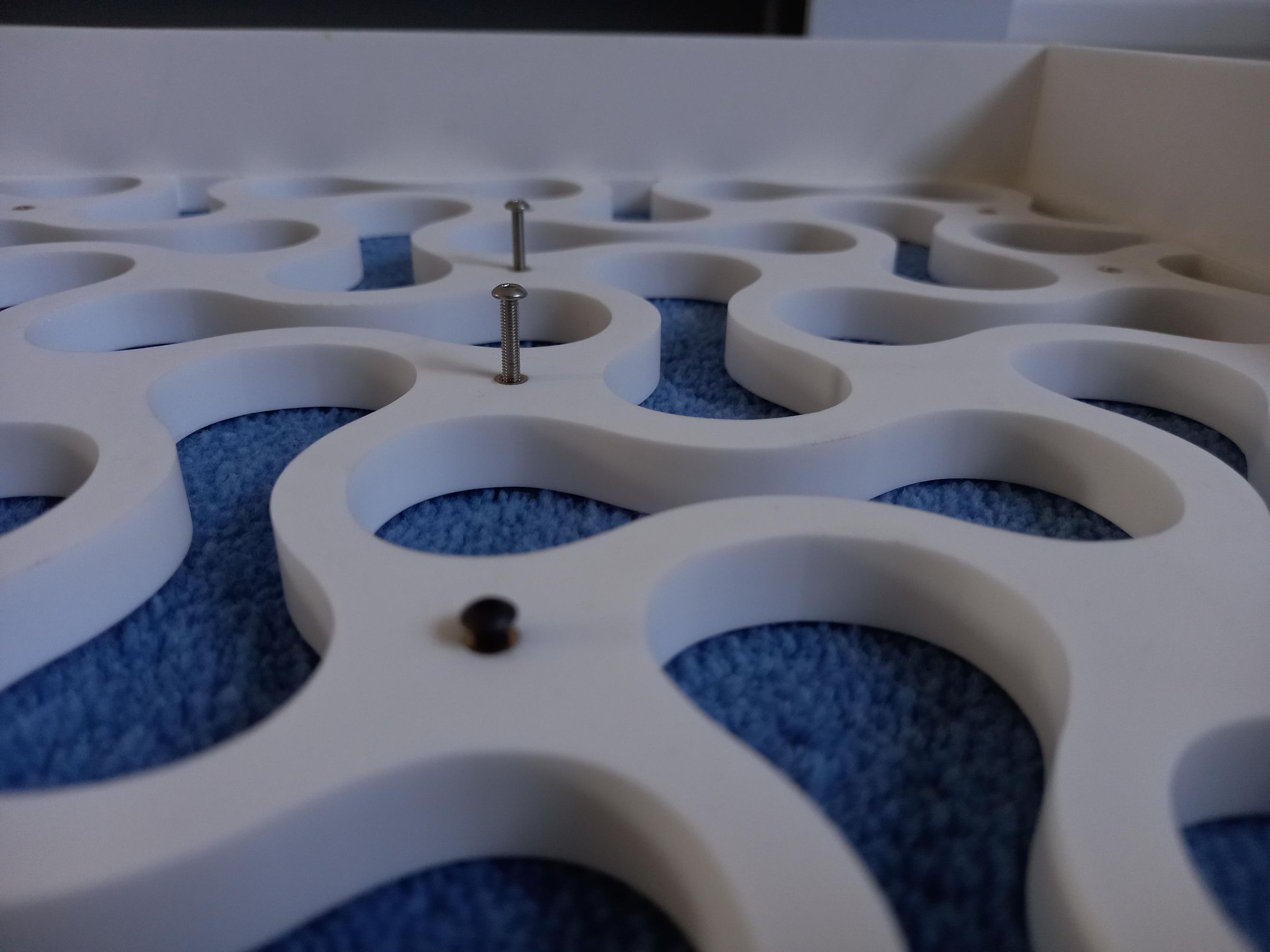 Solid Surface Coffee Table : 9 Steps (with Pictures) - Instructables