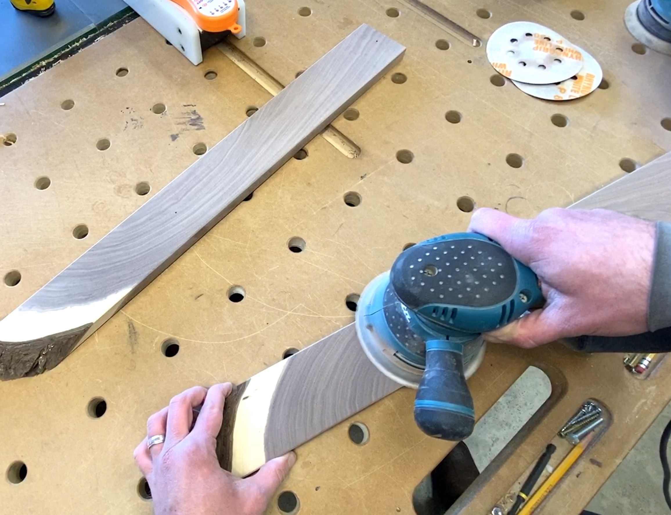 Restaurant-Style Paper Holder (Bearings, Magnets, Rope) : 10 Steps ...