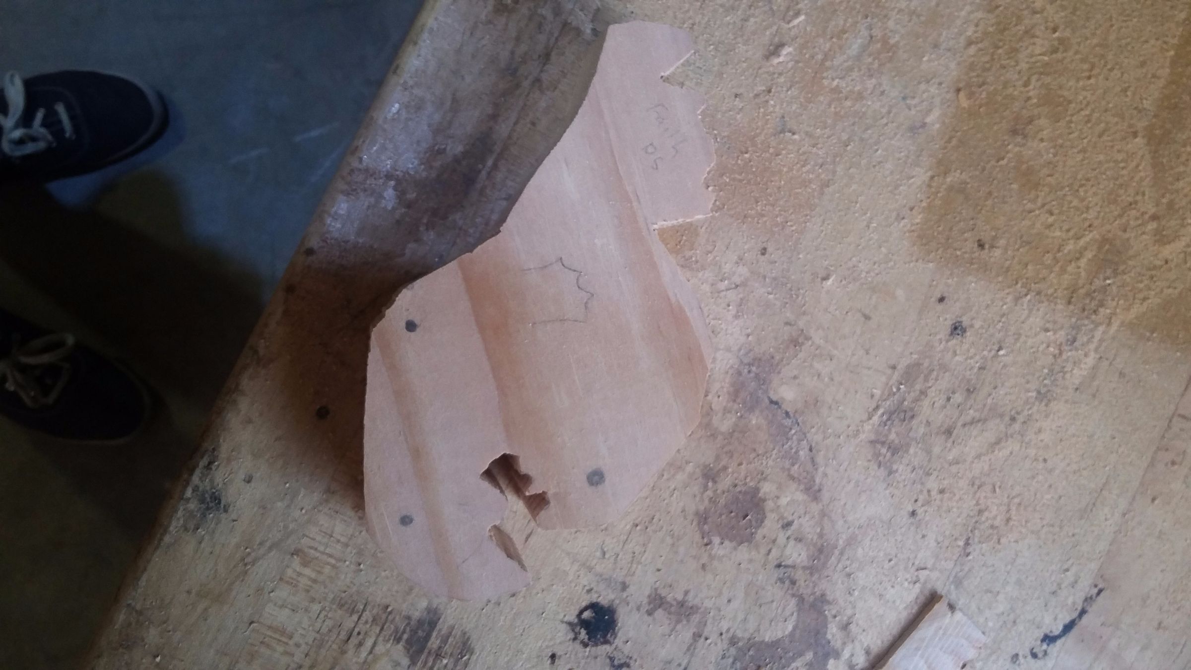How to Make a Wooden Angler Fish Toy : 12 Steps - Instructables