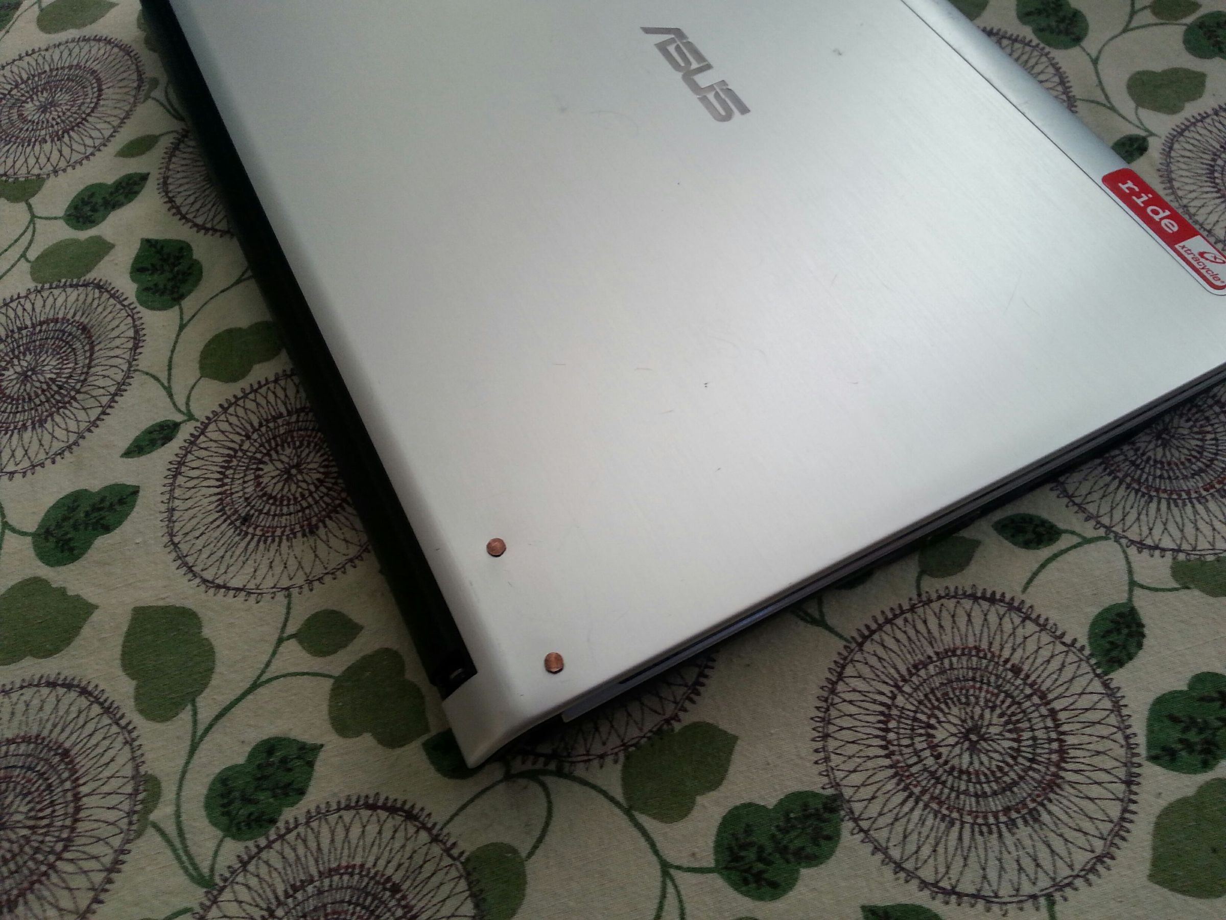 Fix Your Laptop With a Hammer : 3 Steps (with Pictures) - Instructables