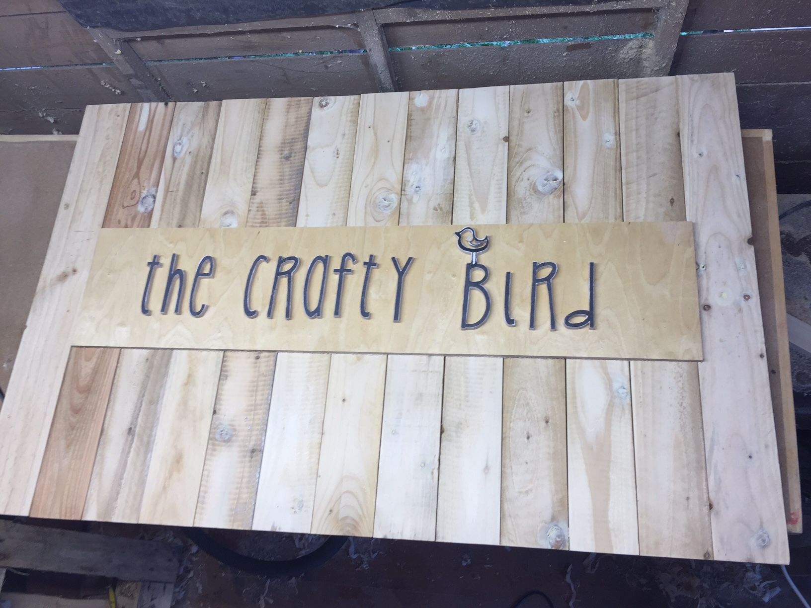 How to Make a Pallet Wood Sign : 7 Steps (with Pictures) - Instructables