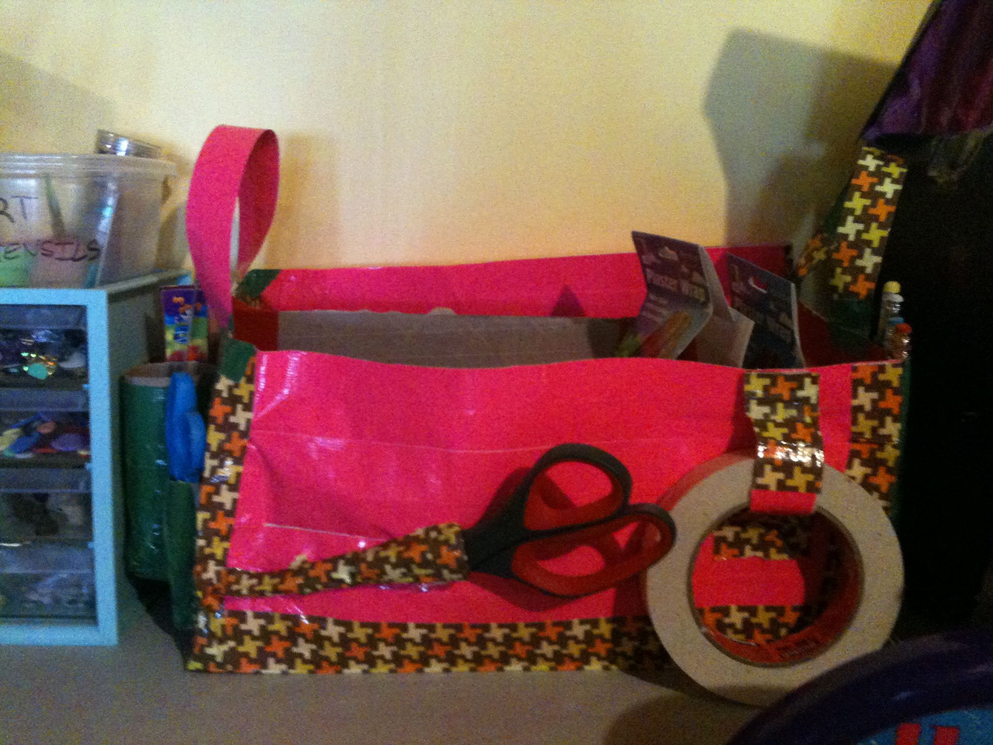 The Ultimate Crafter's Duct Tape Storage Box : 15 Steps - Instructables