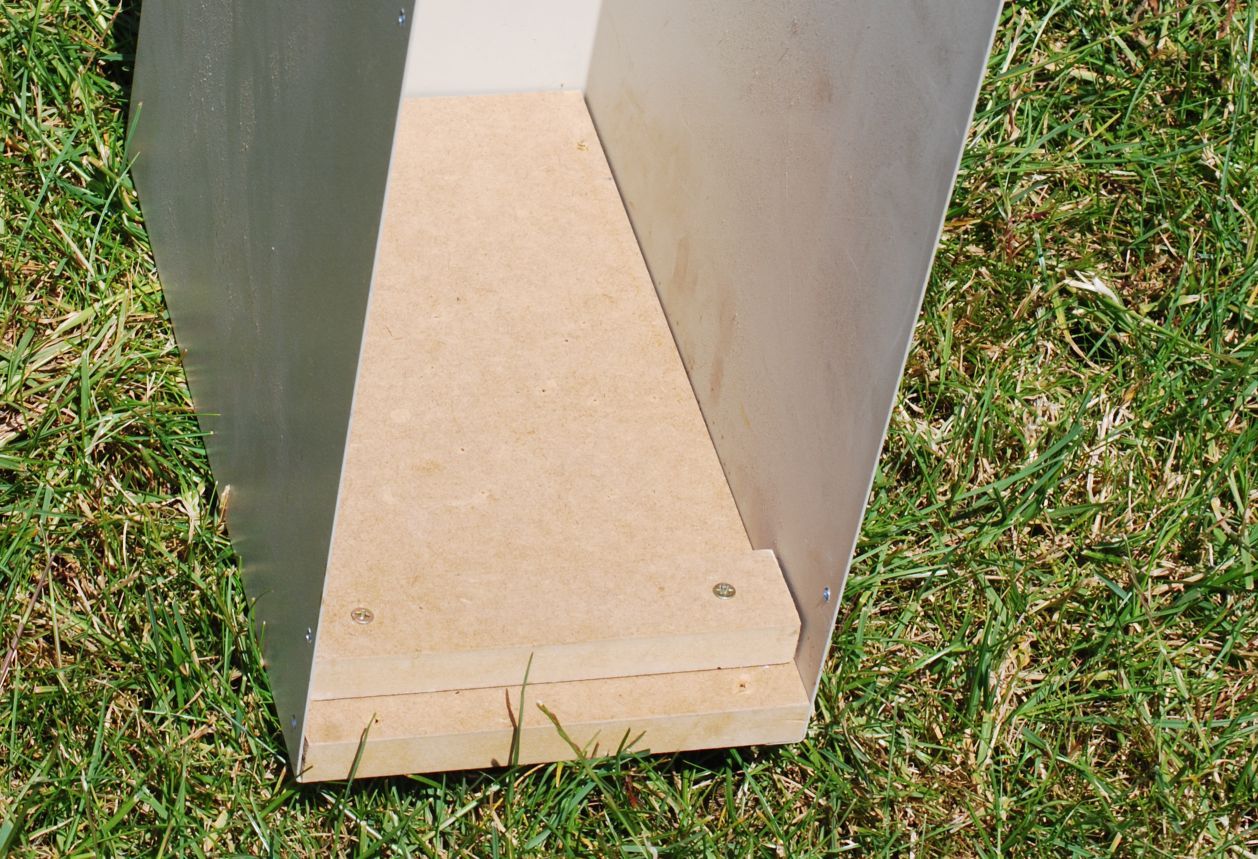 Computer Case Beehive : 8 Steps (with Pictures) - Instructables