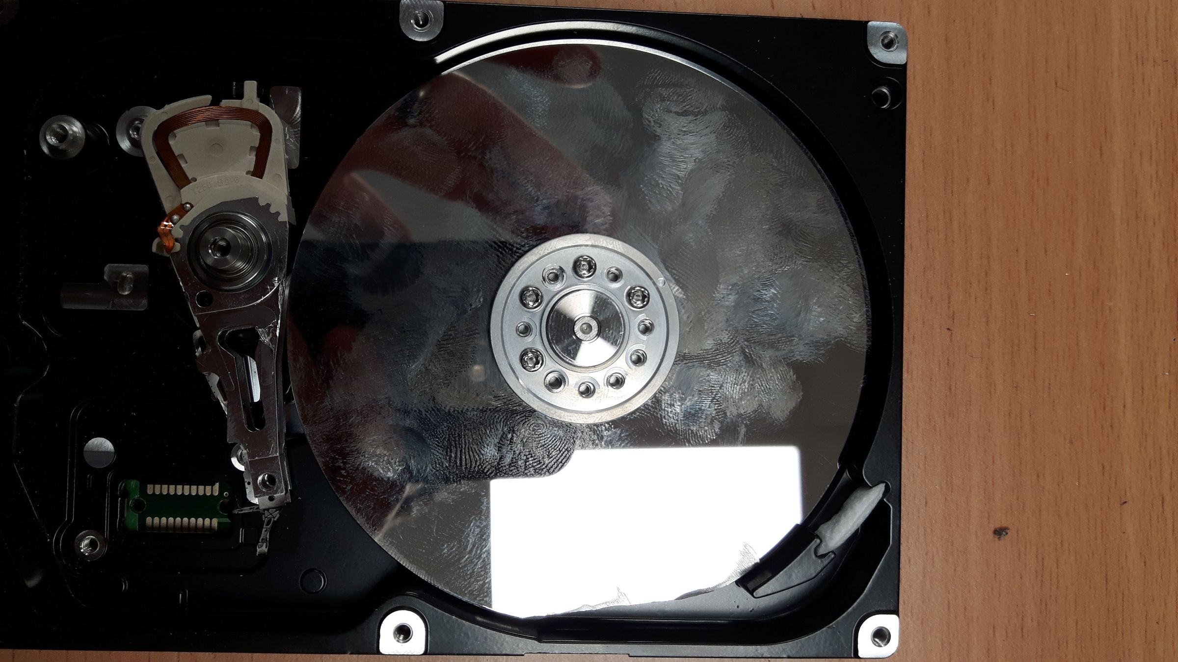Old HDD Vibration Table : 5 Steps (with Pictures) - Instructables