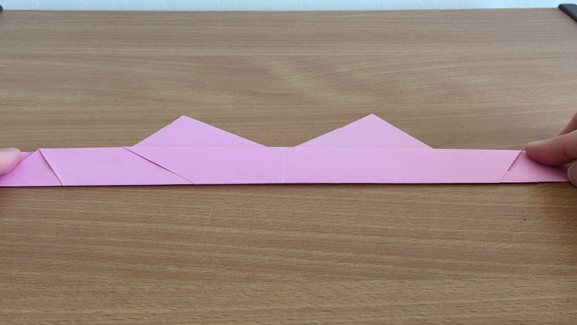 How to Make Traditional Origami Sunglasses : 10 Steps - Instructables