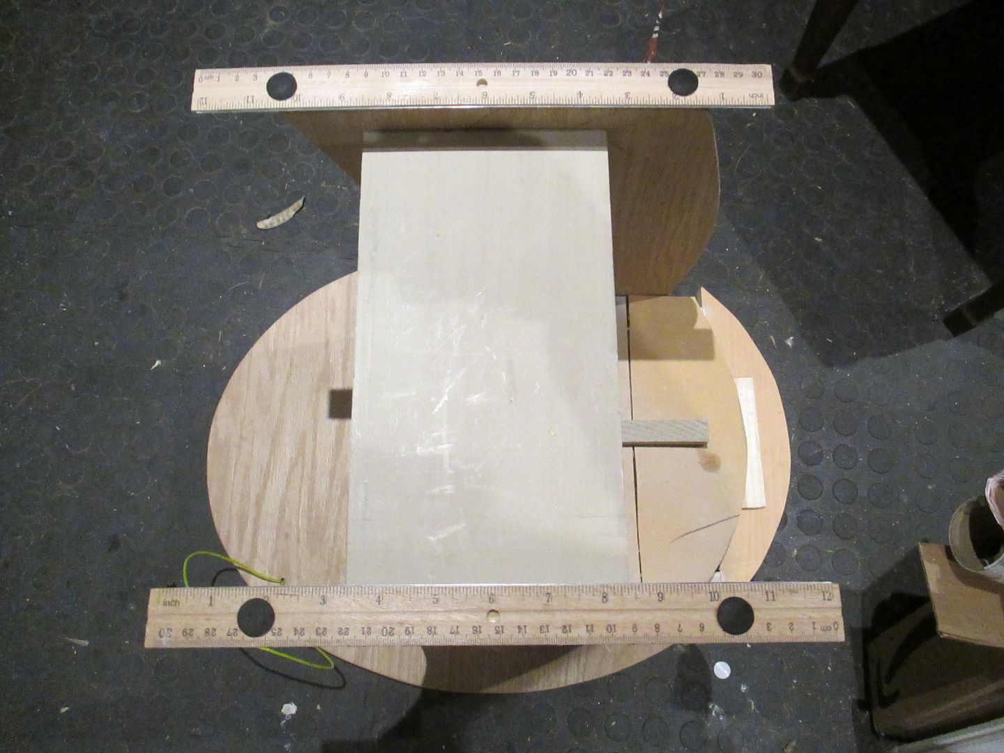 Sci-fi, Jetsons Side Table : 12 Steps - Instructables